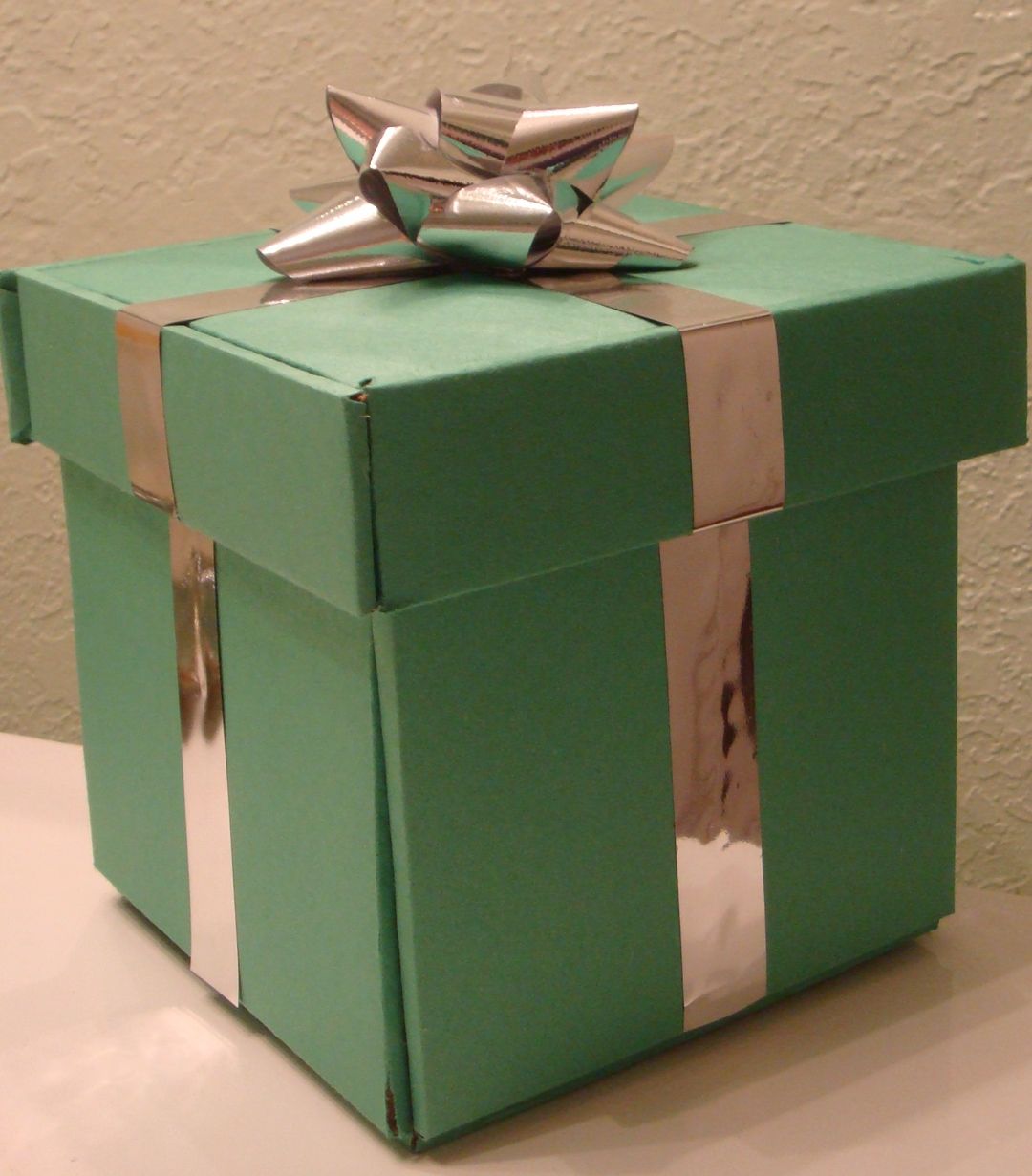 Explosion Box! : 6 Steps (with Pictures) - Instructables