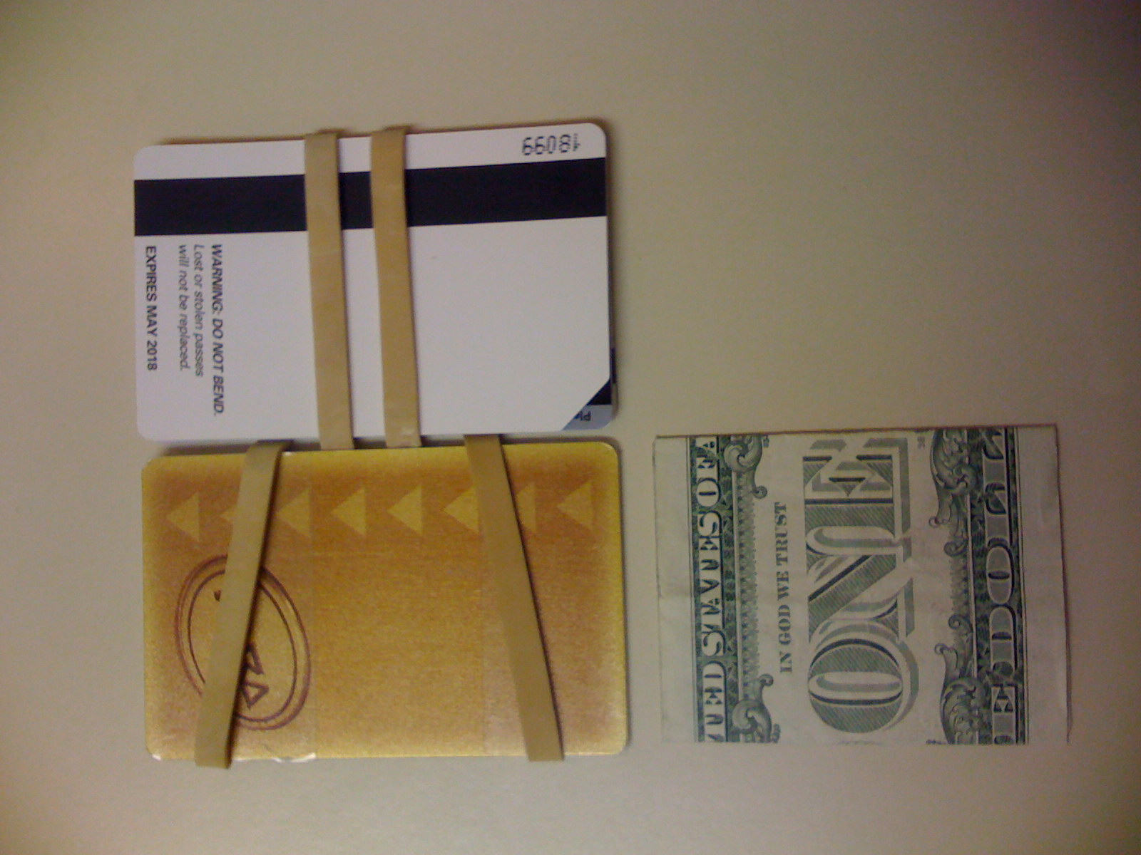 Minimalist's Magic Wallet : 7 Steps - Instructables