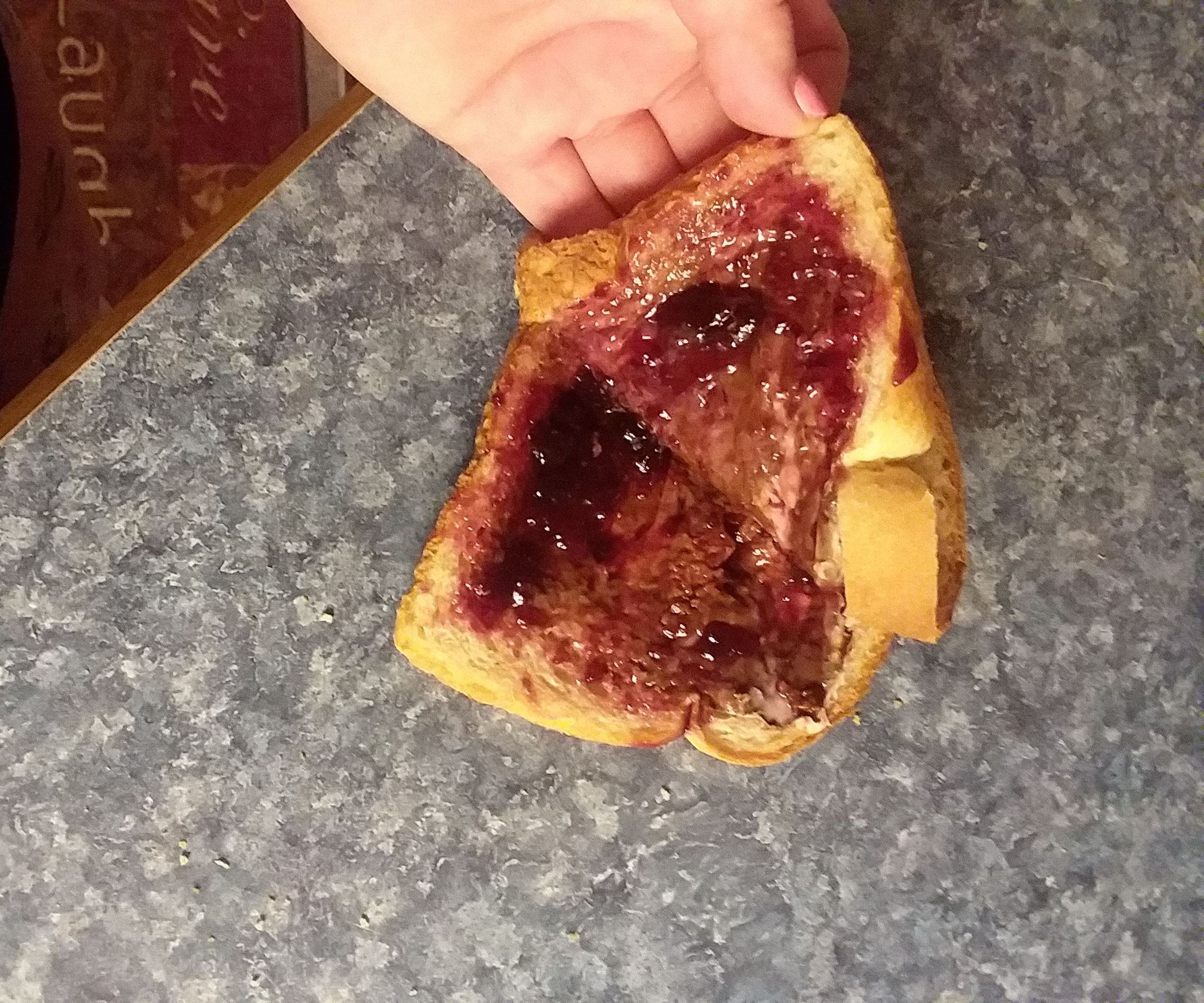 How to Make a Peanut Butter and Jelly Sandwich : 5 Steps - Instructables