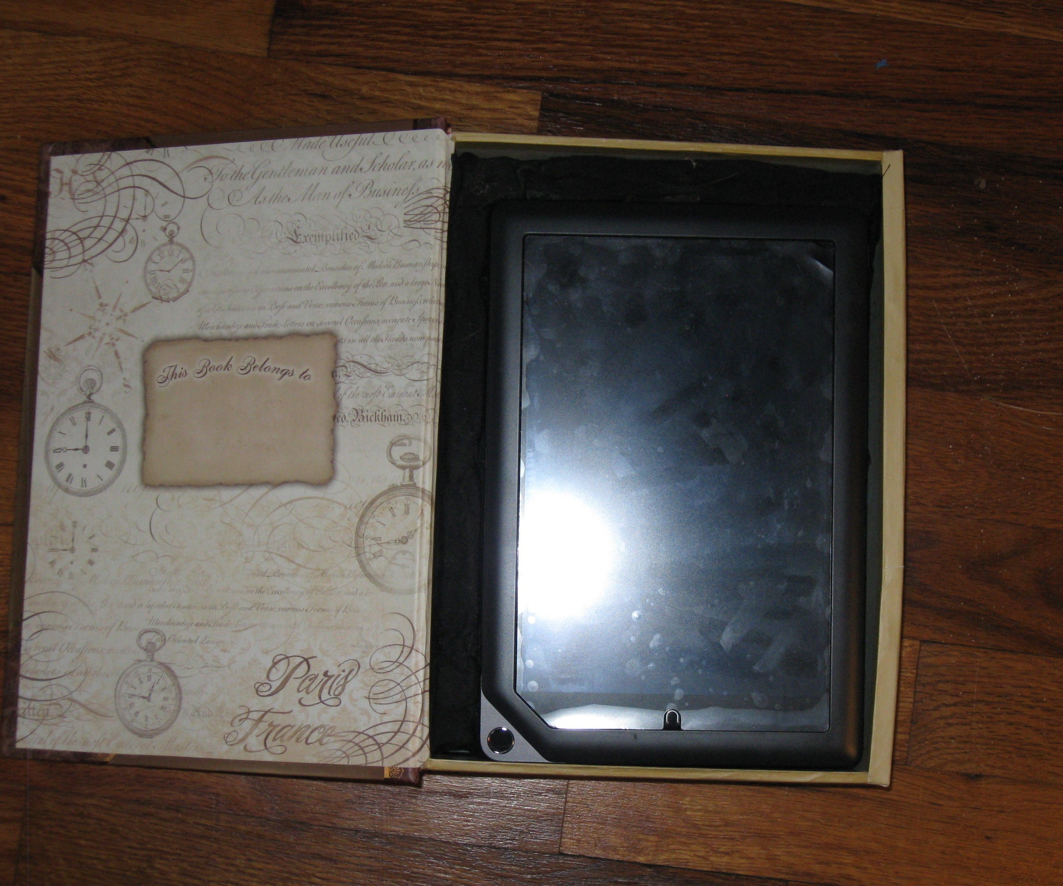 Two Layer Book Box to Hold a Tablet PC : 5 Steps - Instructables