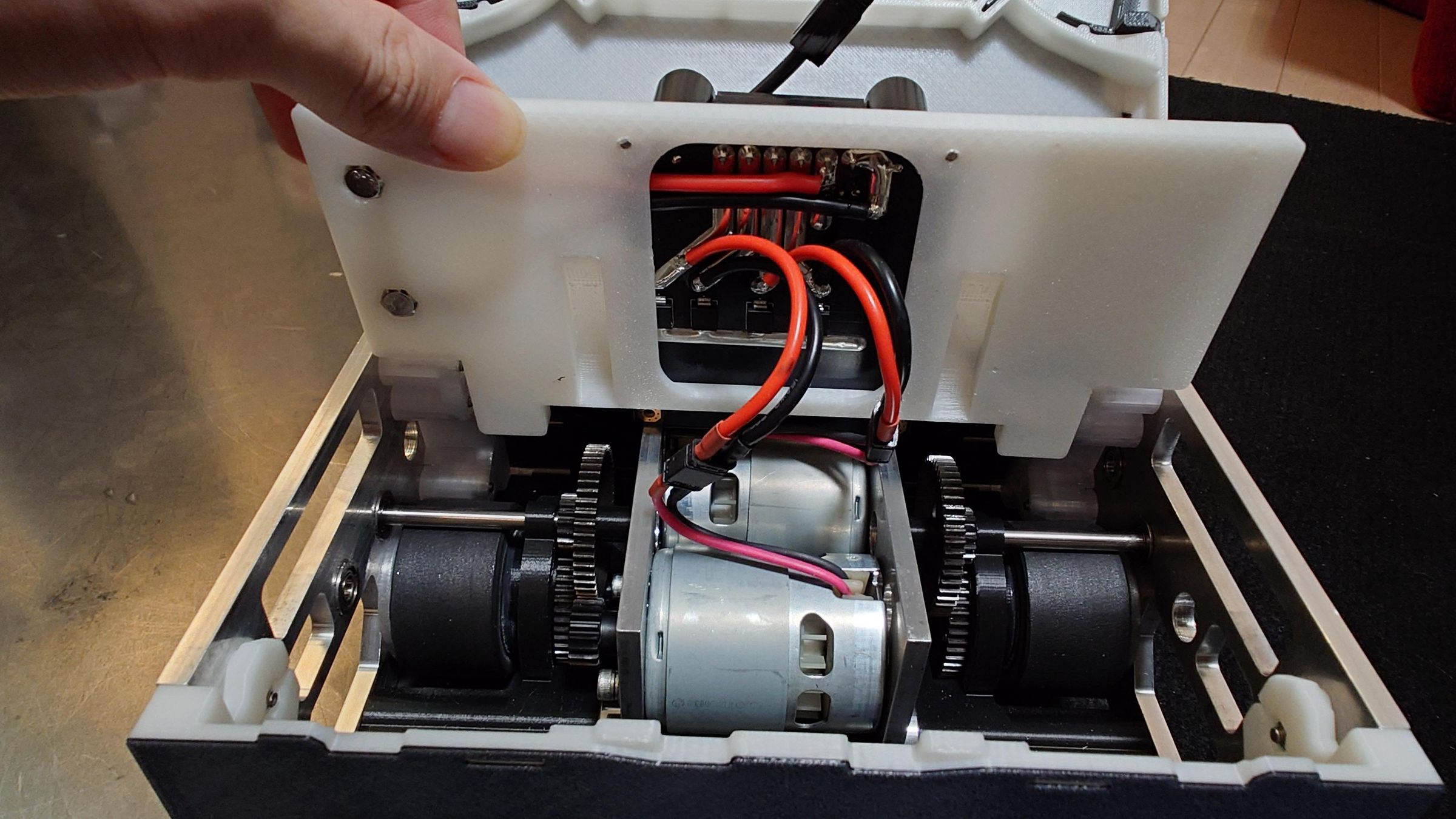 3DP and CNC Create a Mega Sumo Robot With Mabuchi Motors : 15 Steps ...