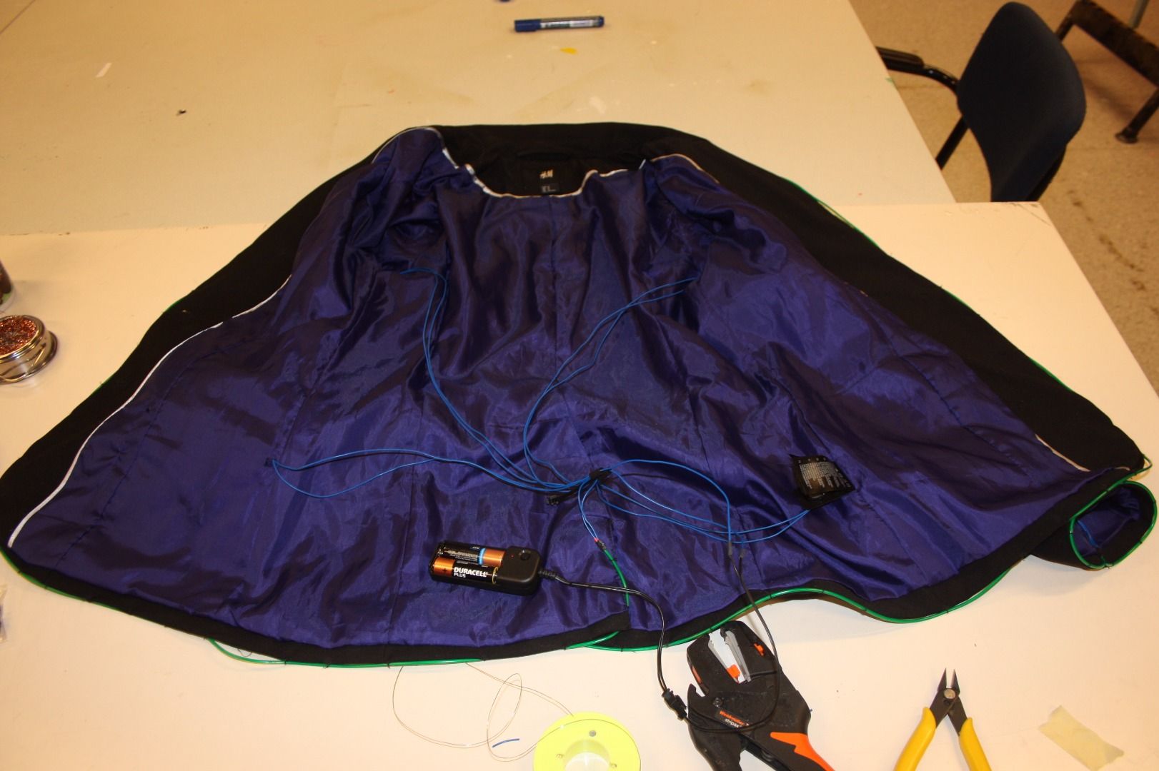 Illuminated Party Blazer (EL Wire) : 9 Steps (with Pictures ...