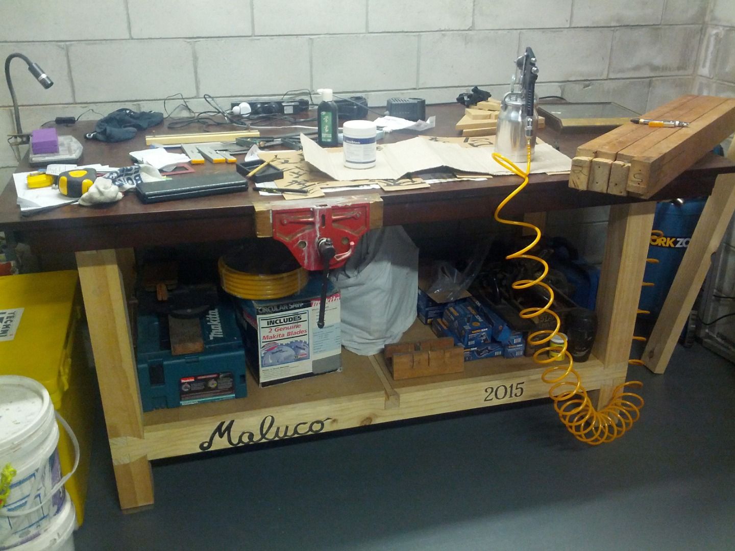 Workbench With Reclaimed Tabletop : 8 Steps (with Pictures) - Instructables