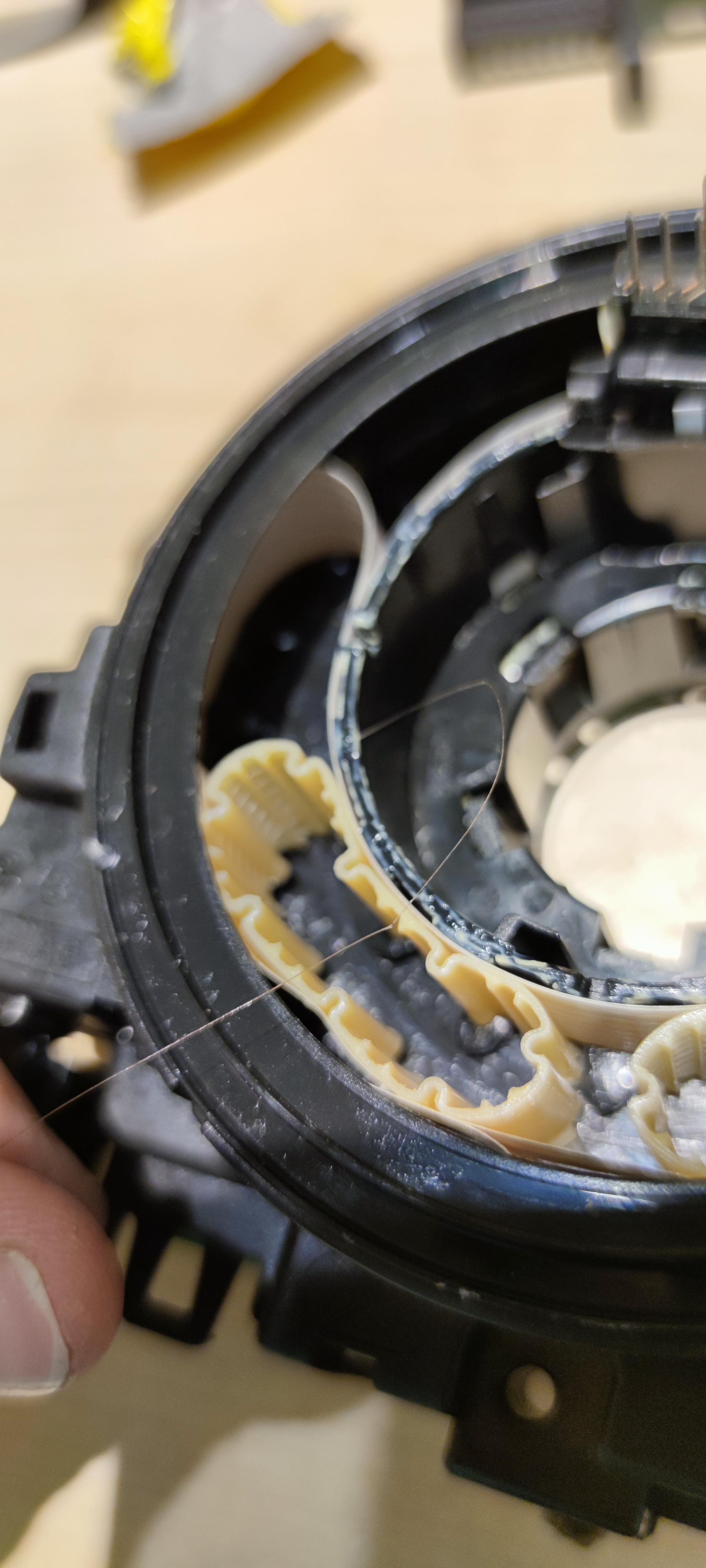 Fixing a Clockspring of a VW Tiguan 2 : 10 Steps (with Pictures ...