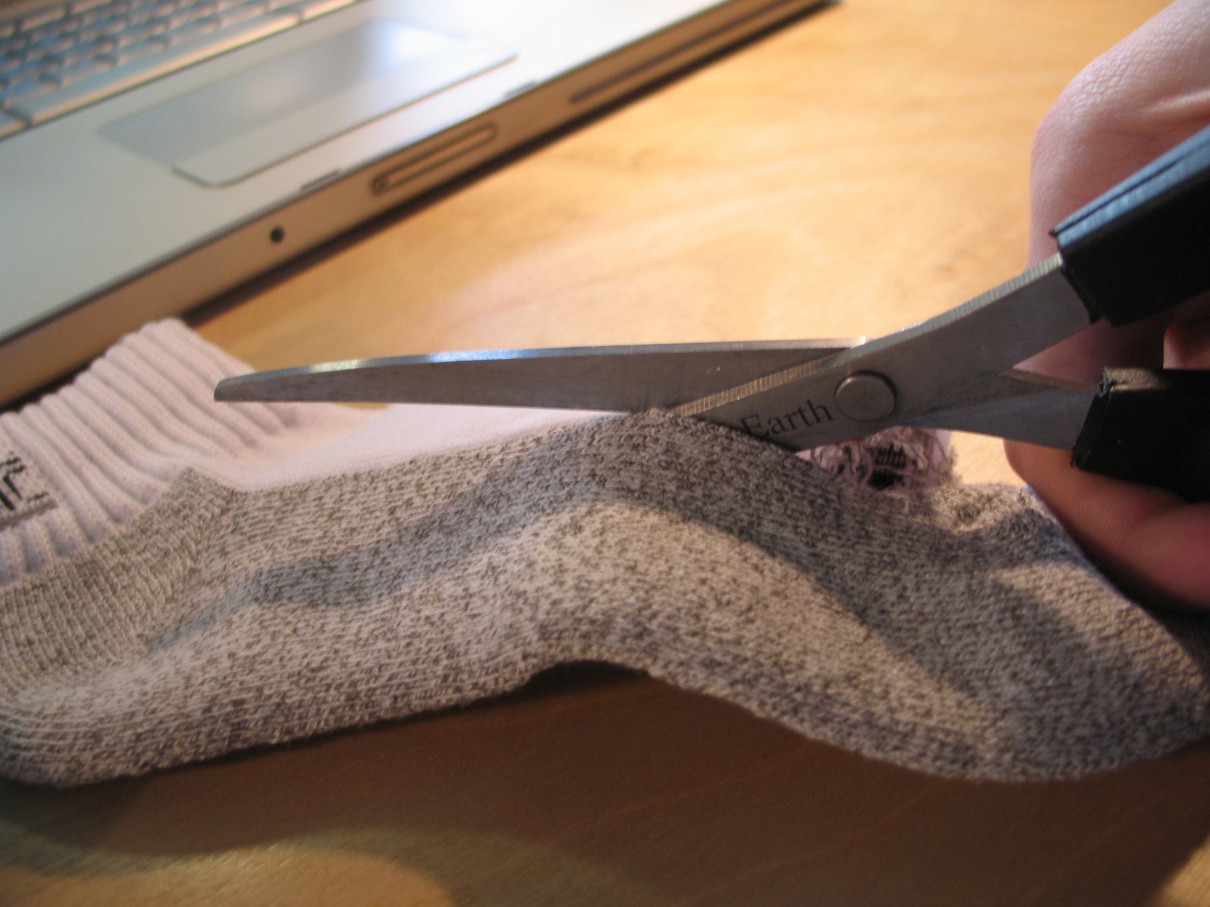 Soft IPhone and IPad Stylus : 5 Steps (with Pictures) - Instructables