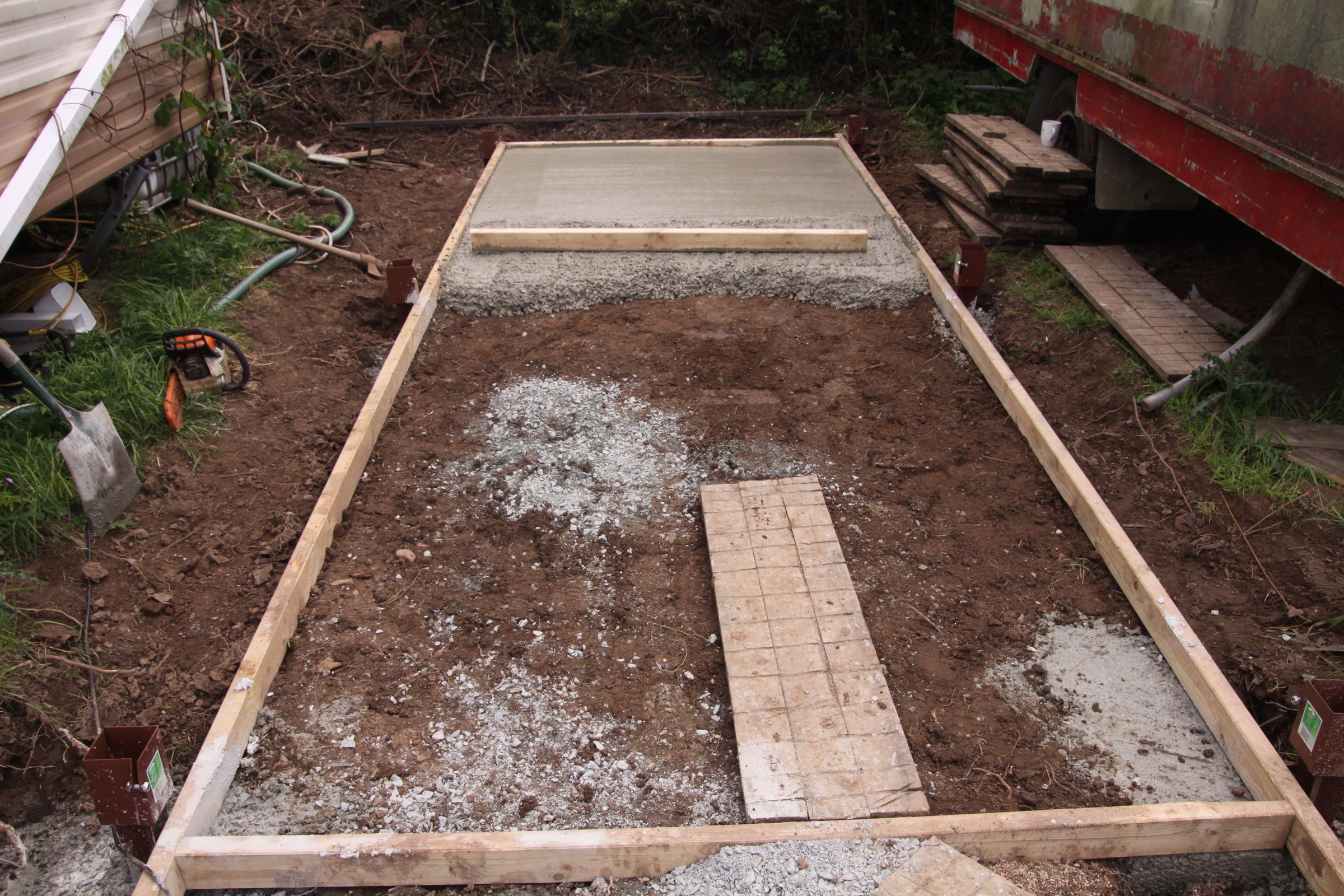 The 'Easy Empty' Composting Toilet Project: Part 1 - Ground Works : 4 ...