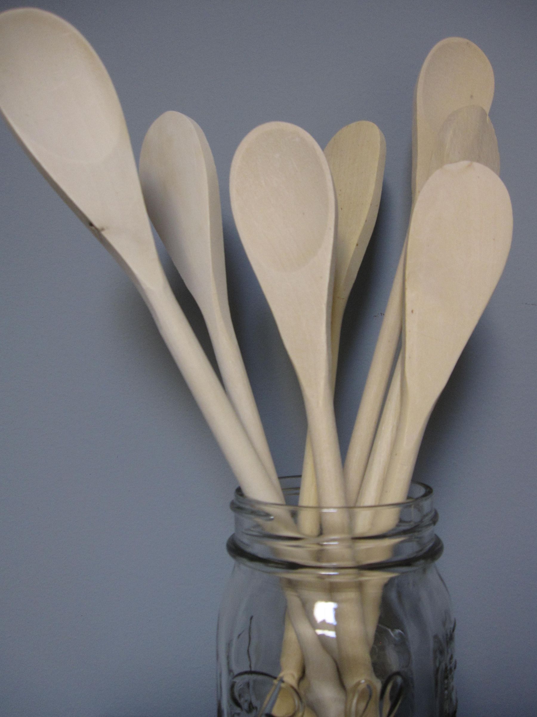 Make a Heart Shaped Wand From Wooden Spoons - Instructables