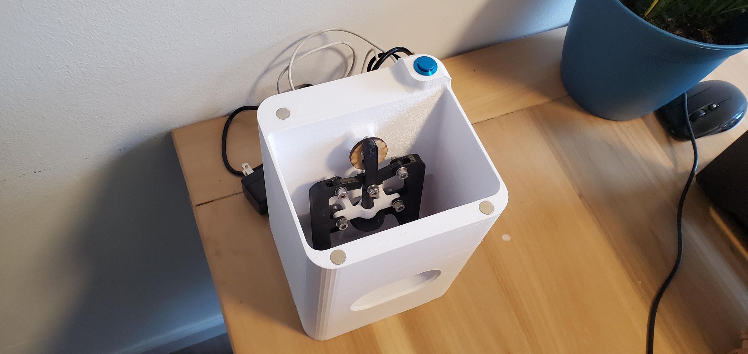 Egg Cracking Machine : 8 Steps (with Pictures) - Instructables