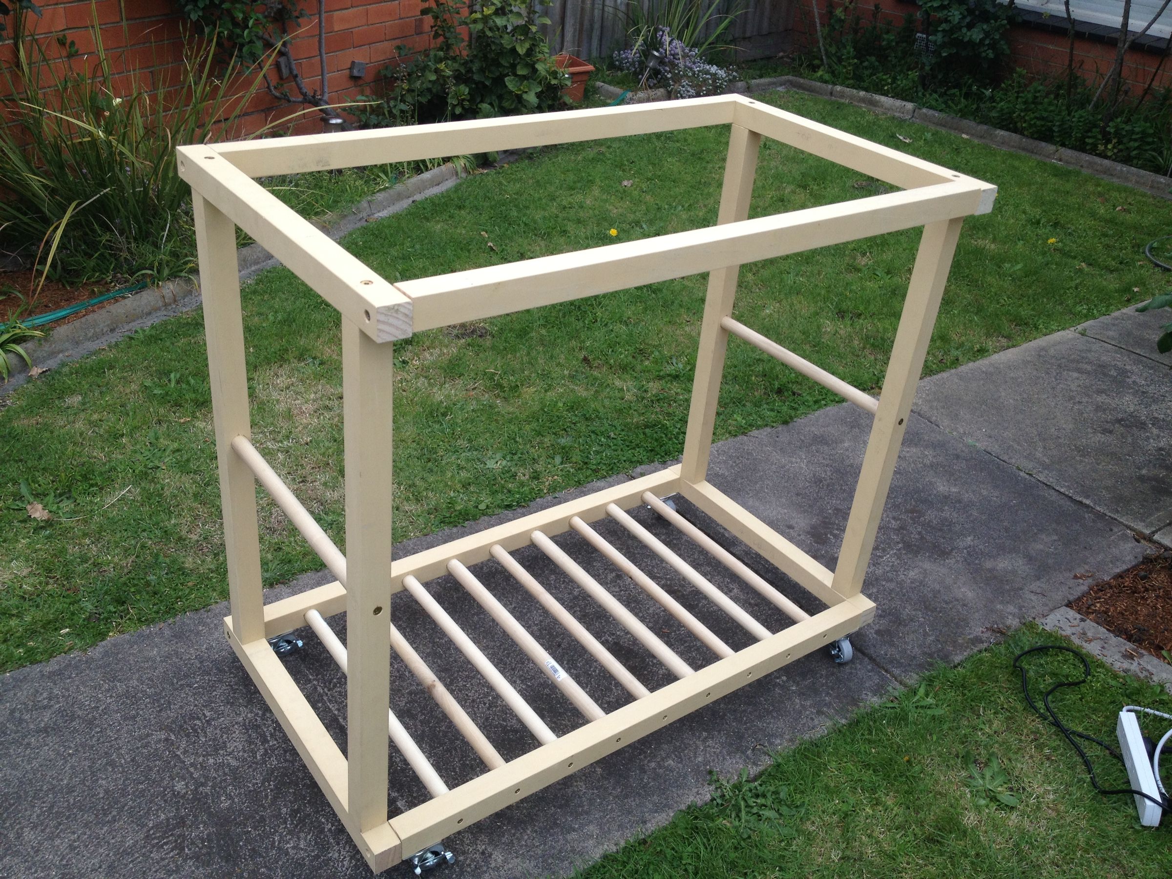 Portable Work Benches : 4 Steps (with Pictures) - Instructables