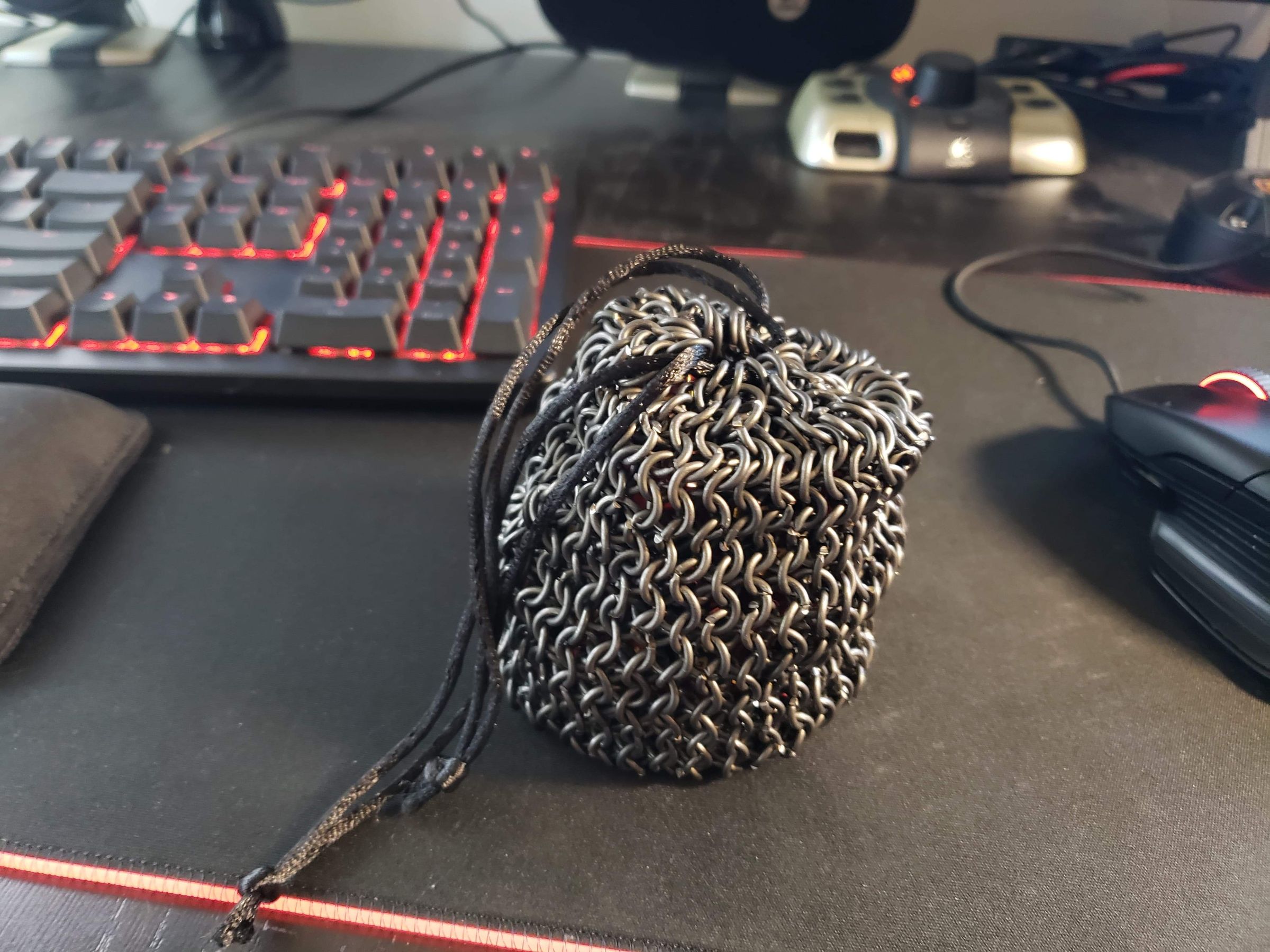 Legend of Zelda Triforce Chainmaille Dice Bag : 9 Steps (with Pictures ...