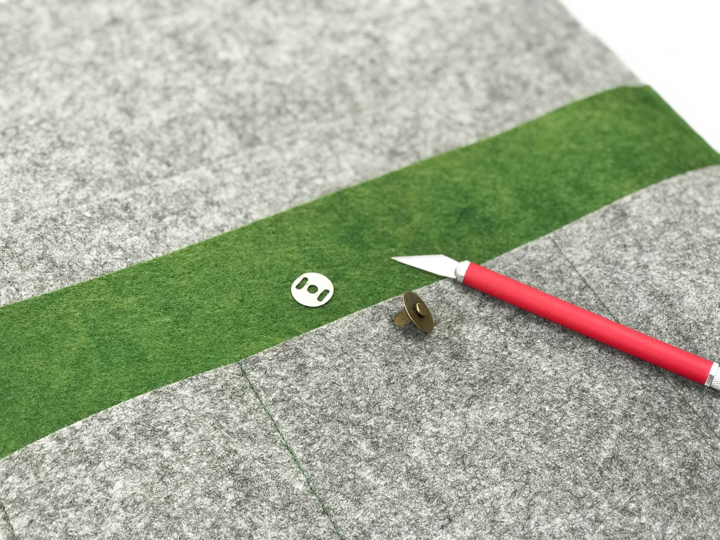 A4 Felt Folder : 7 Steps (with Pictures) - Instructables