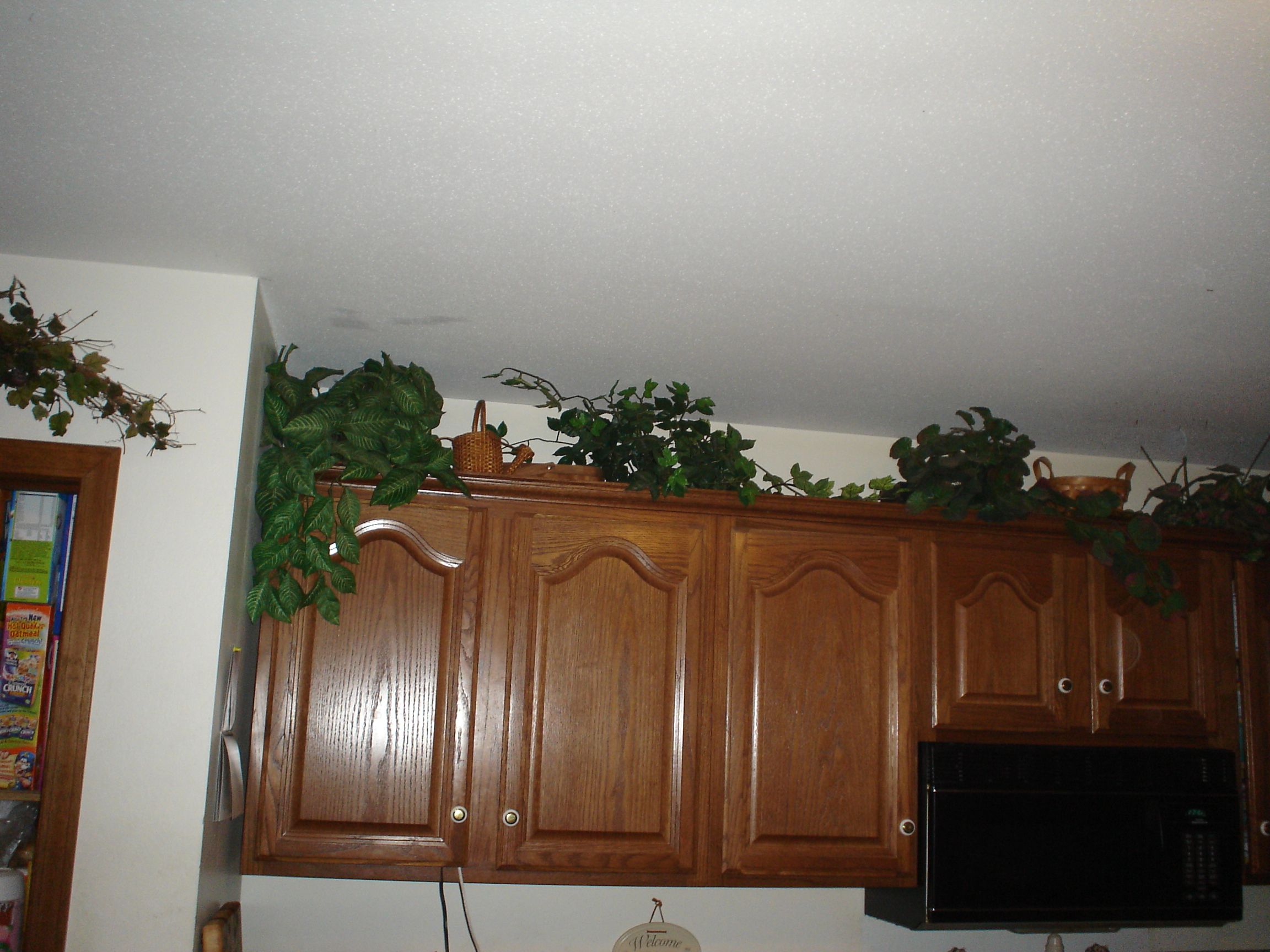 Hidden Kitchen Cd Player : 7 Steps - Instructables