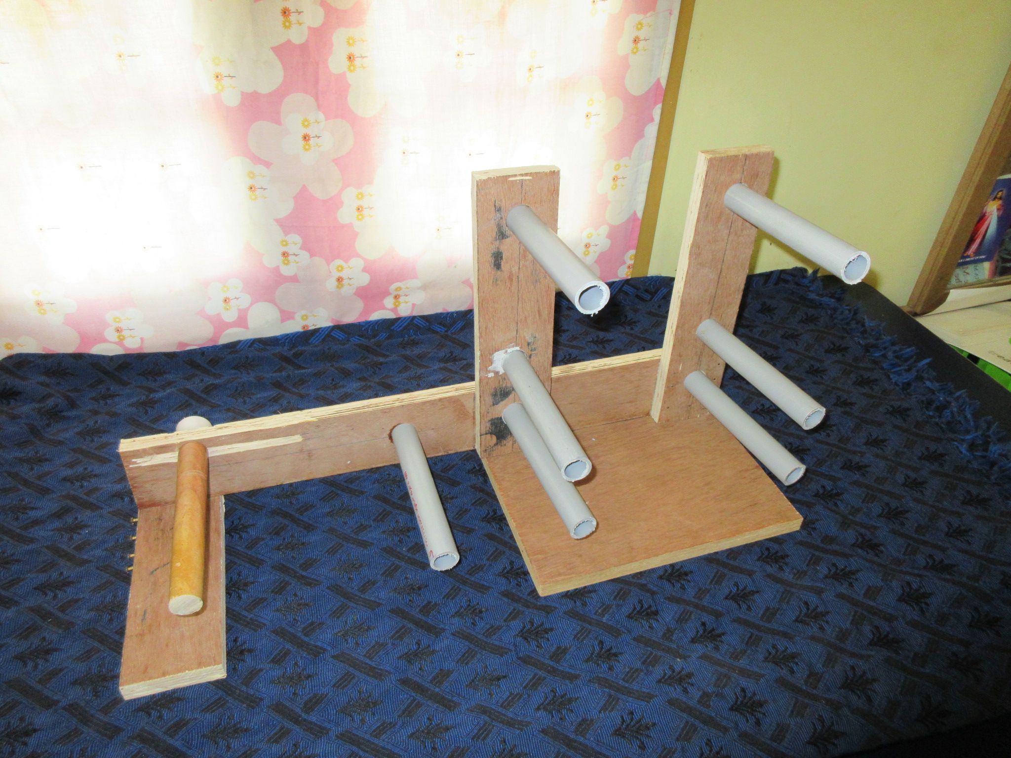 How to Make an Inkle Loom and Weaving a Simple Band : 20 Steps (with ...