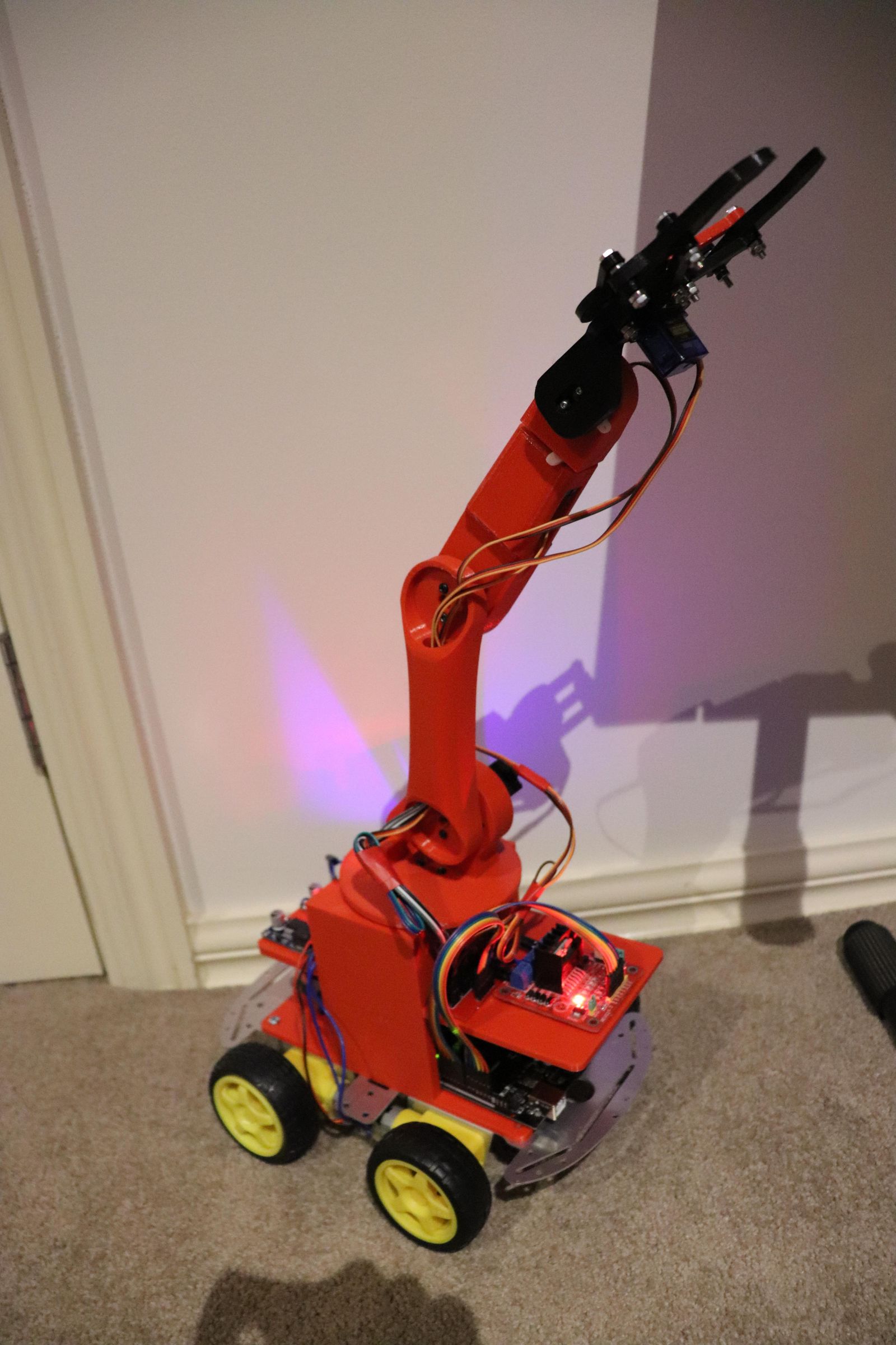 Bluetooth Controlled Claw Robot : 20 Steps (with Pictures) - Instructables