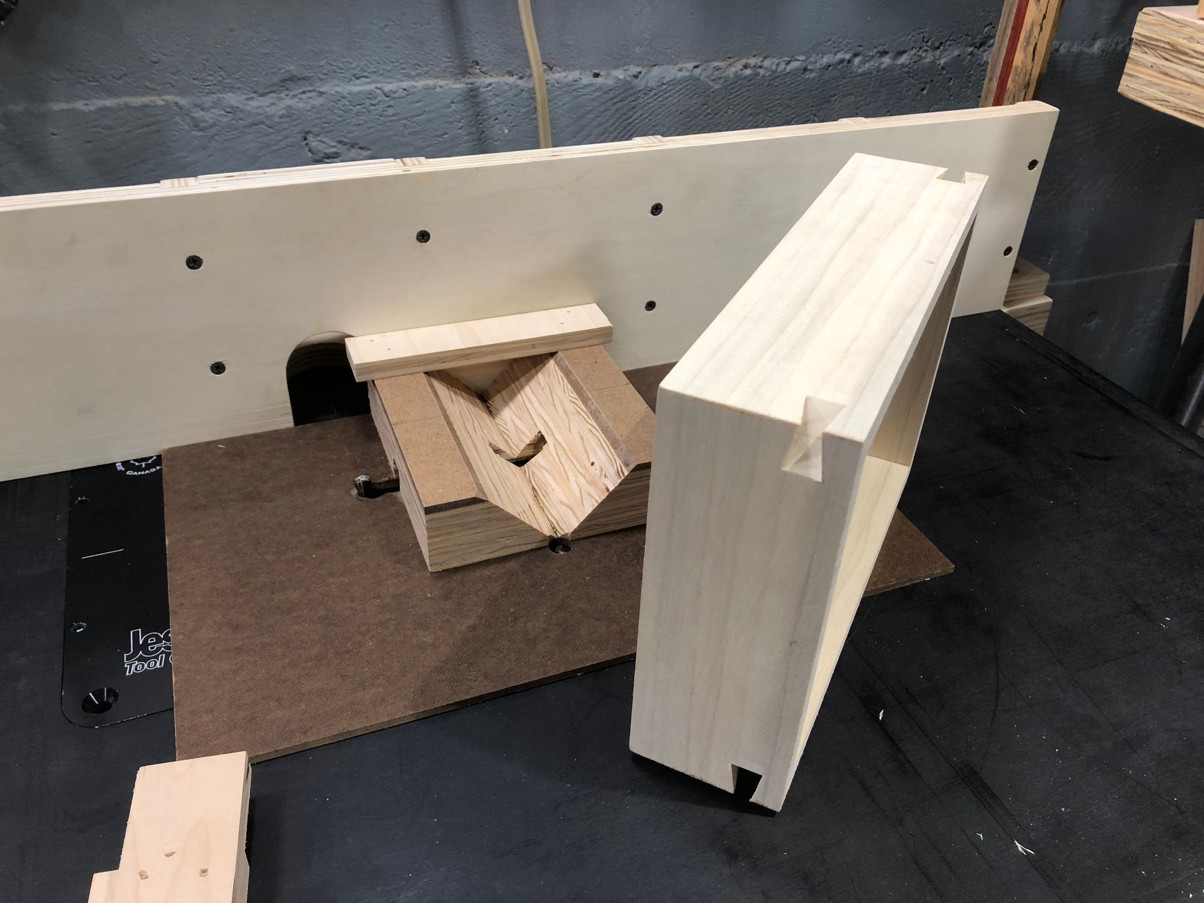 The Secret Valet Box : 9 Steps (with Pictures) - Instructables