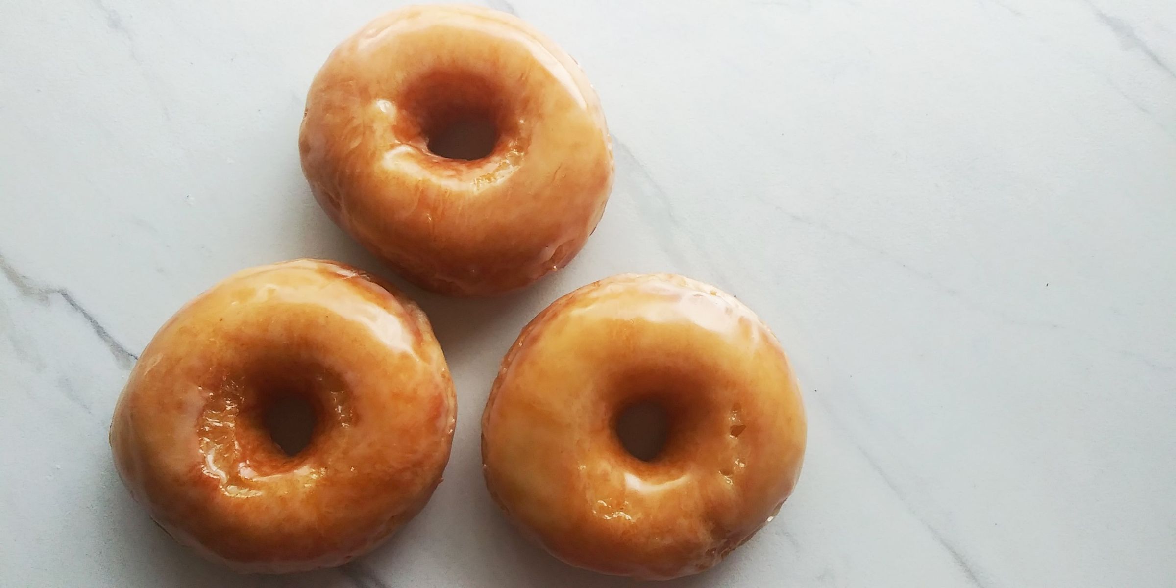 Copycat Krispy Kreme Original Glazed Donuts : 23 Steps (with Pictures ...
