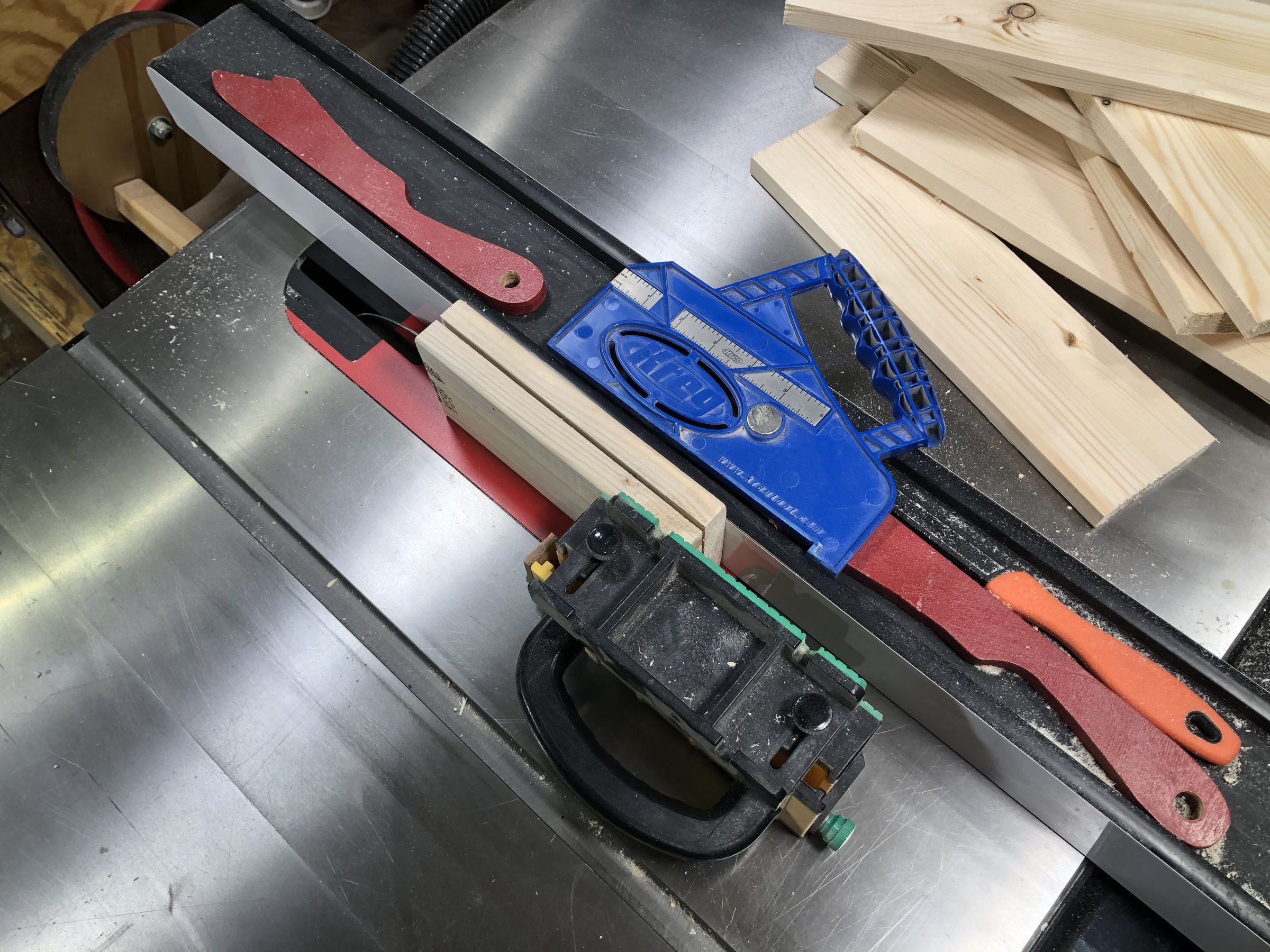 Fence Trellis Brackets : 8 Steps (with Pictures) - Instructables