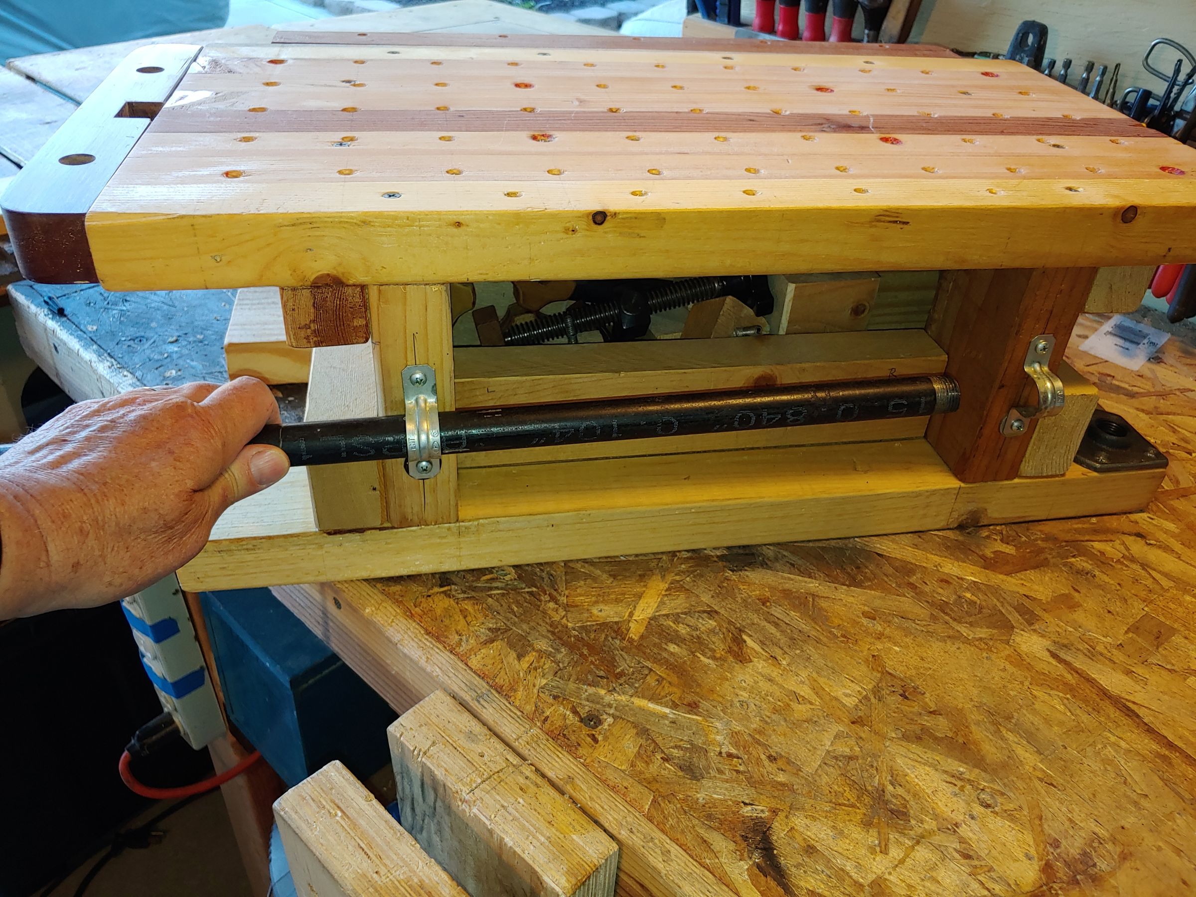 Mini-Work Bench : 10 Steps - Instructables