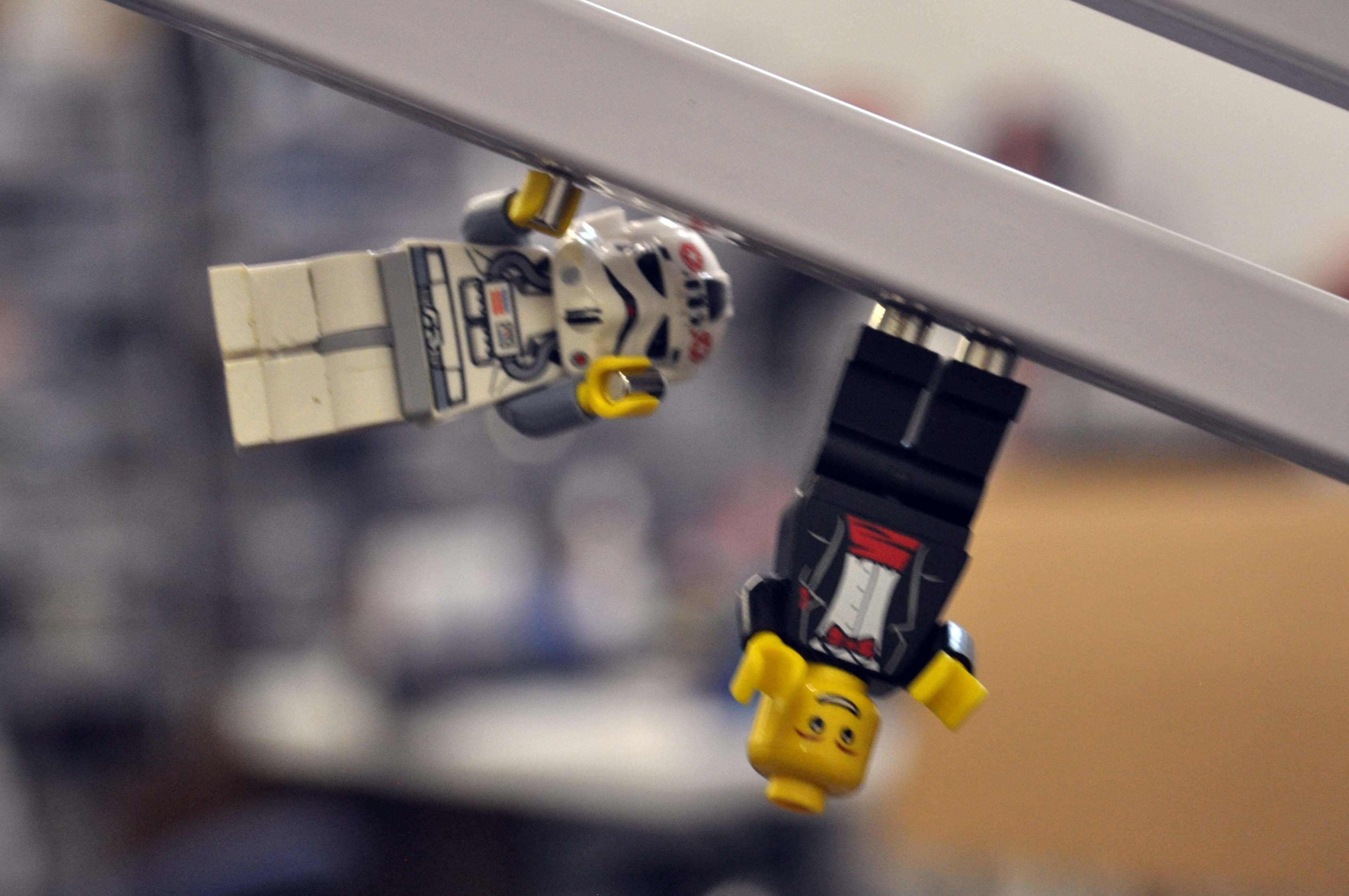 Magic Magnet LEGO Minifigs - Instructables