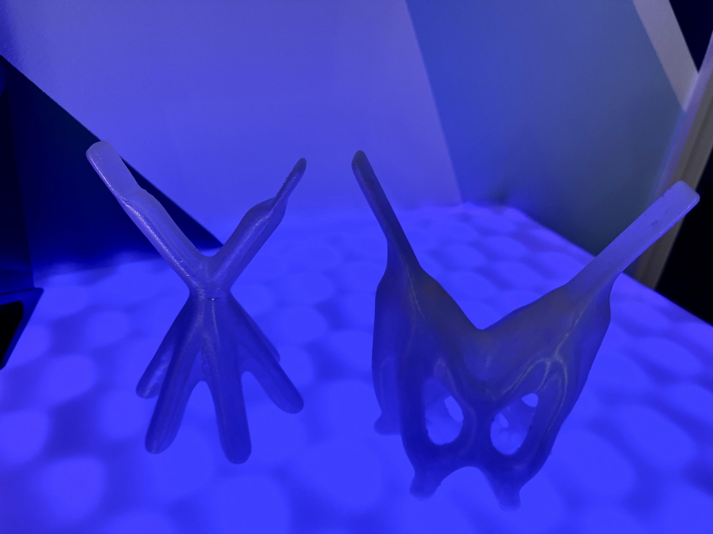 Floating Futuristic Headphone Stand Made With AI : 3 Steps - Instructables