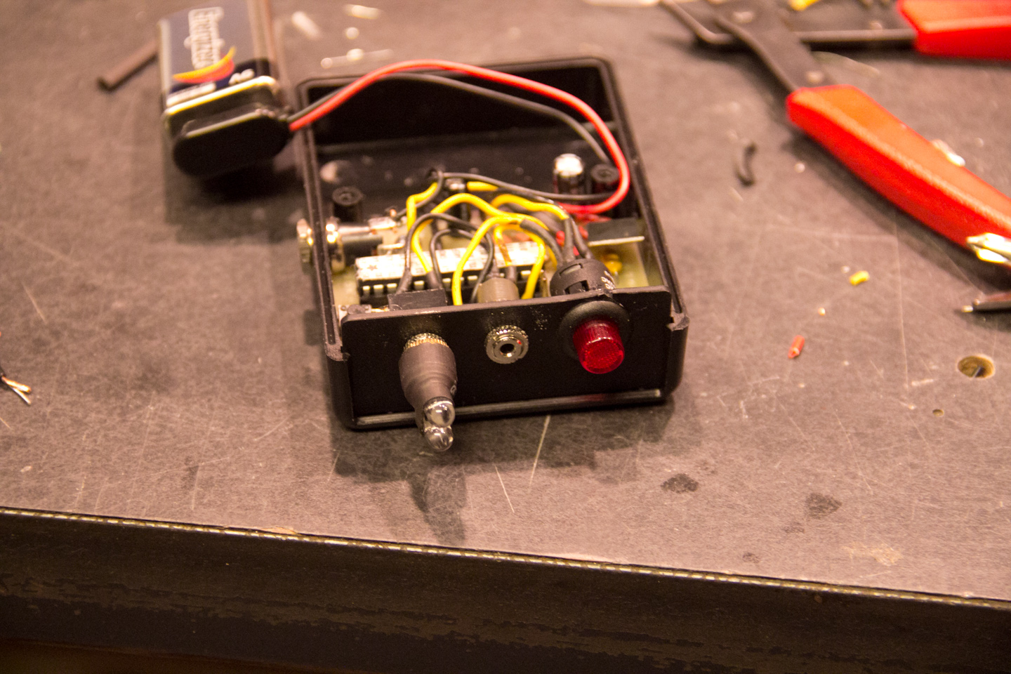 Remote Canon DSLR Video Trigger : 5 Steps - Instructables