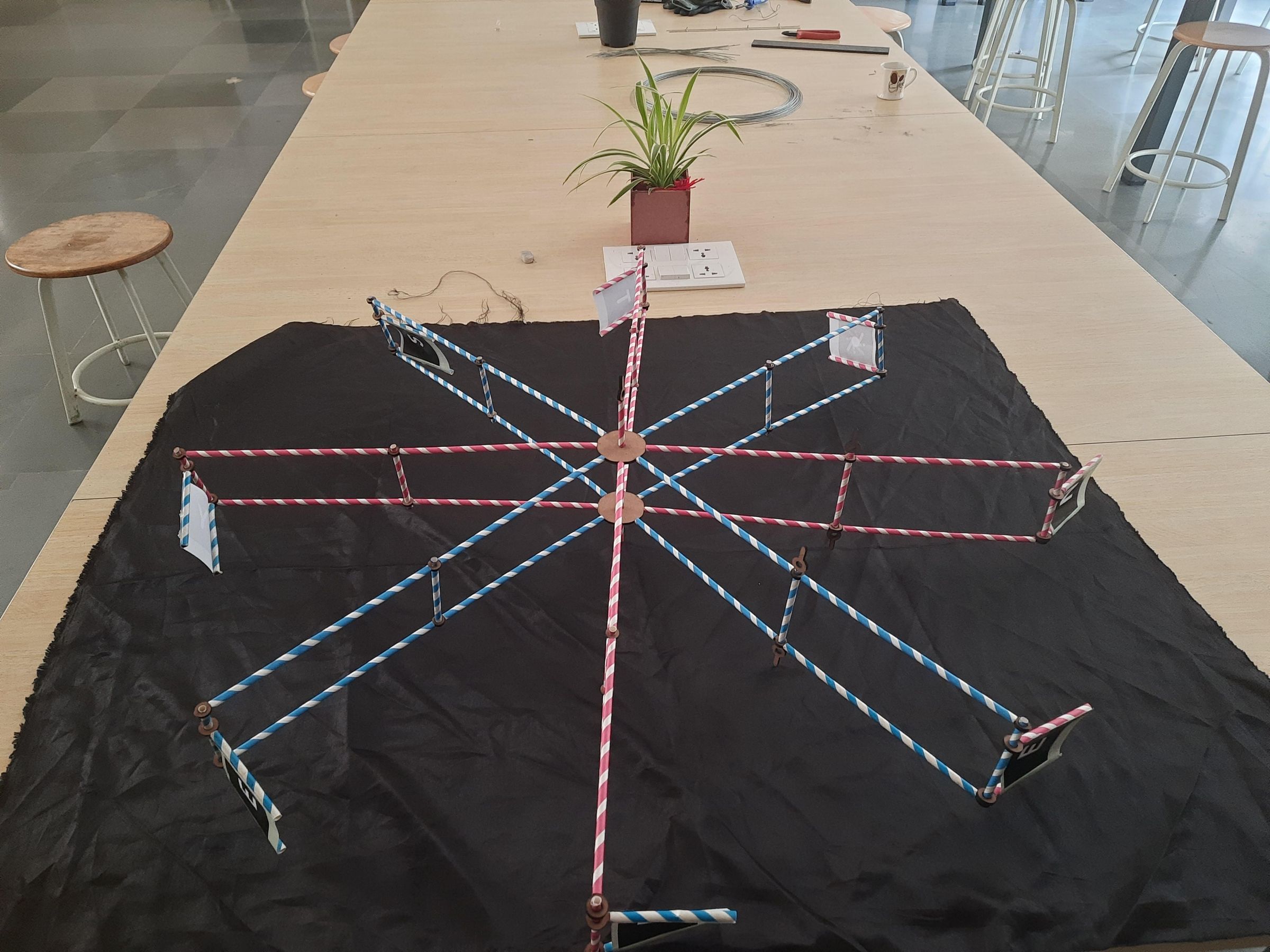 Ferris Wheel by Paper Straw ( Eco Friendly Materials) : 4 Steps ...