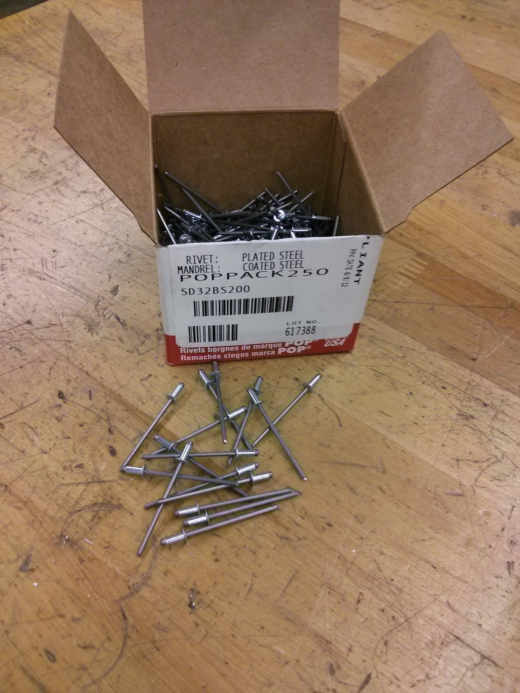 A Riveted Metal Box With Lid : 11 Steps - Instructables