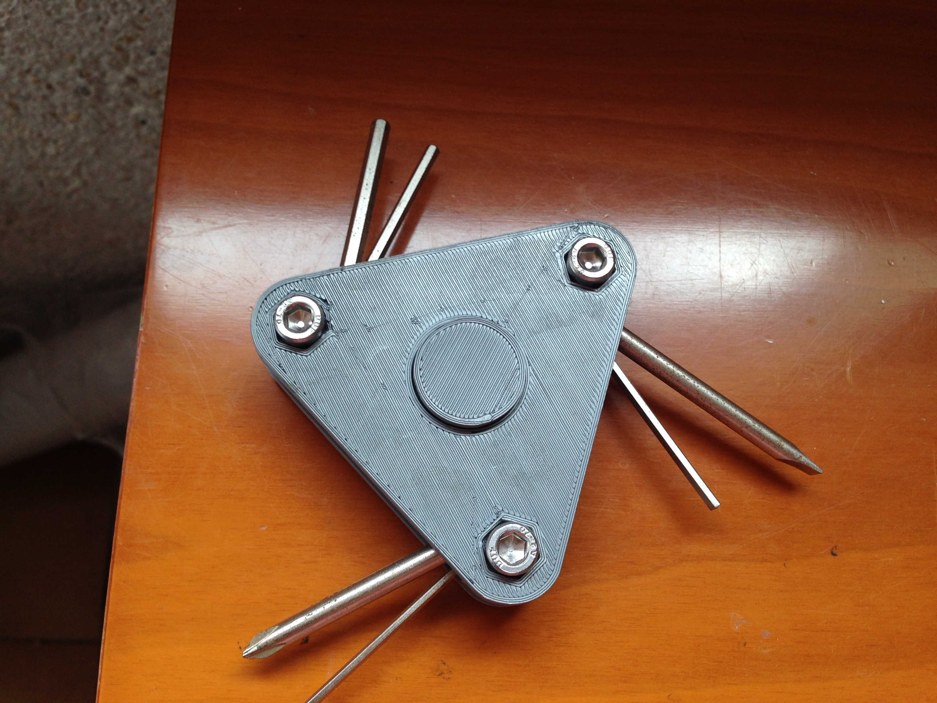 Multi Tool Fidget Spinner - Instructables