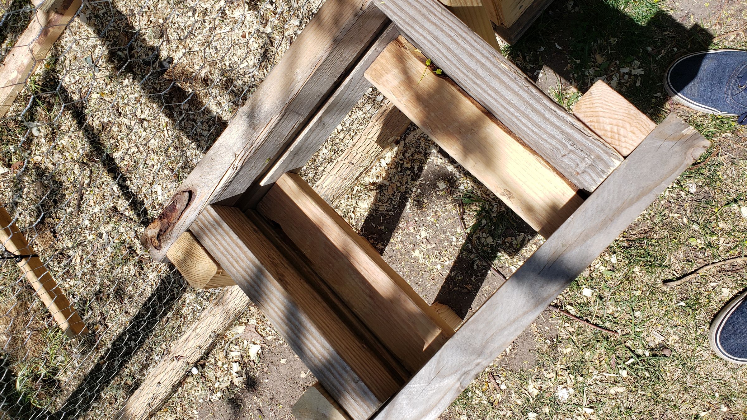 Chicken Water Tower : 3 Steps - Instructables