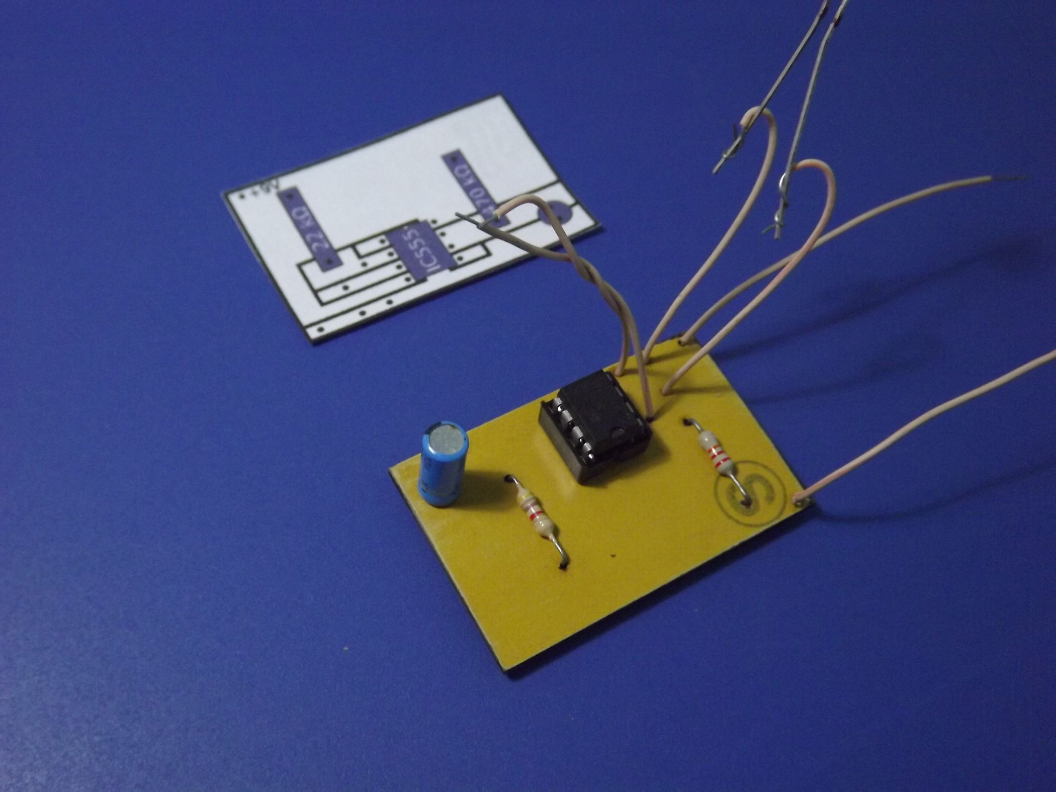 QCB: QUICK CIRCUIT BOARD : 3 Steps - Instructables