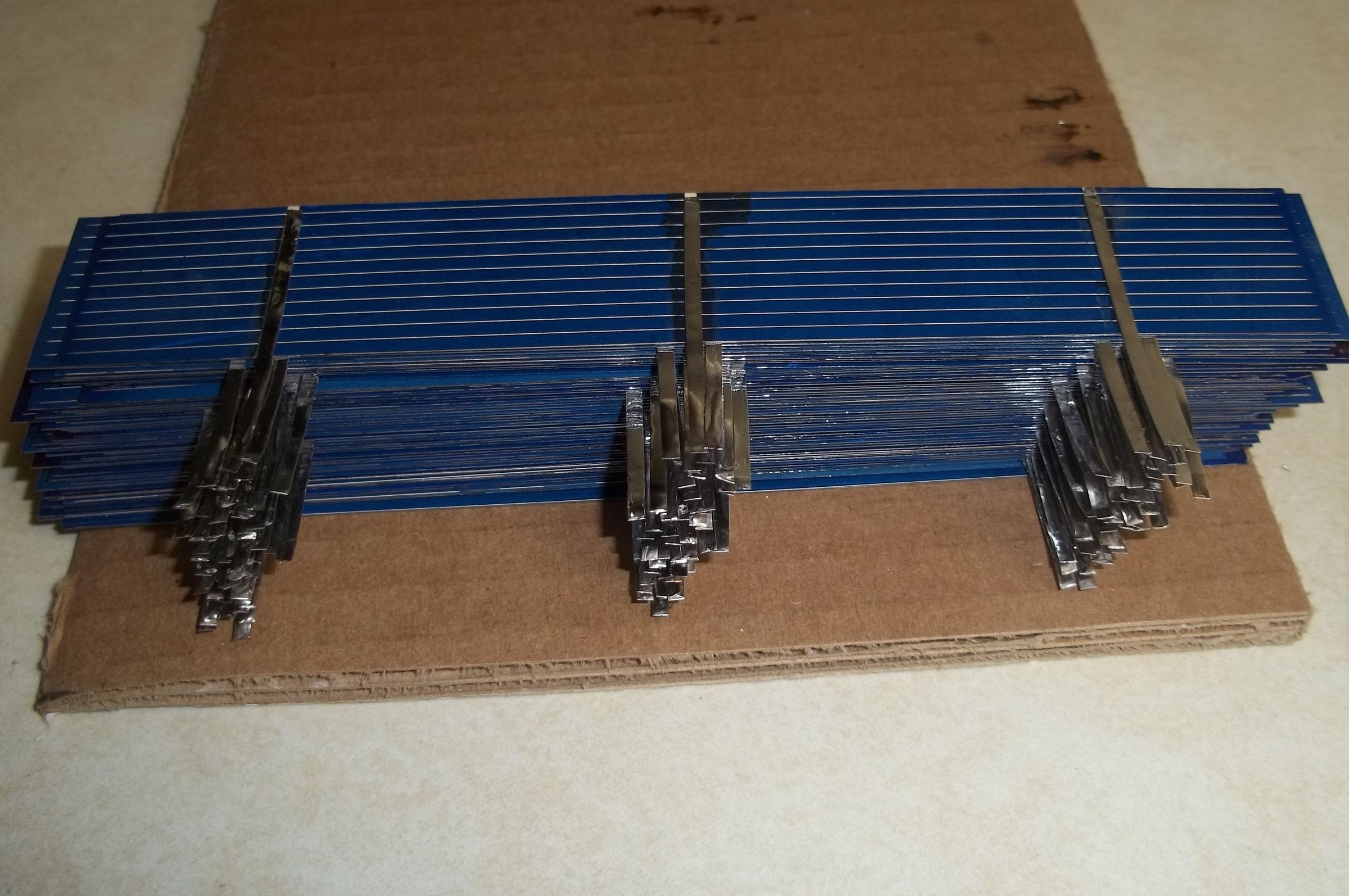 How to Solder Solar Cells Together : 6 Steps (with Pictures ...