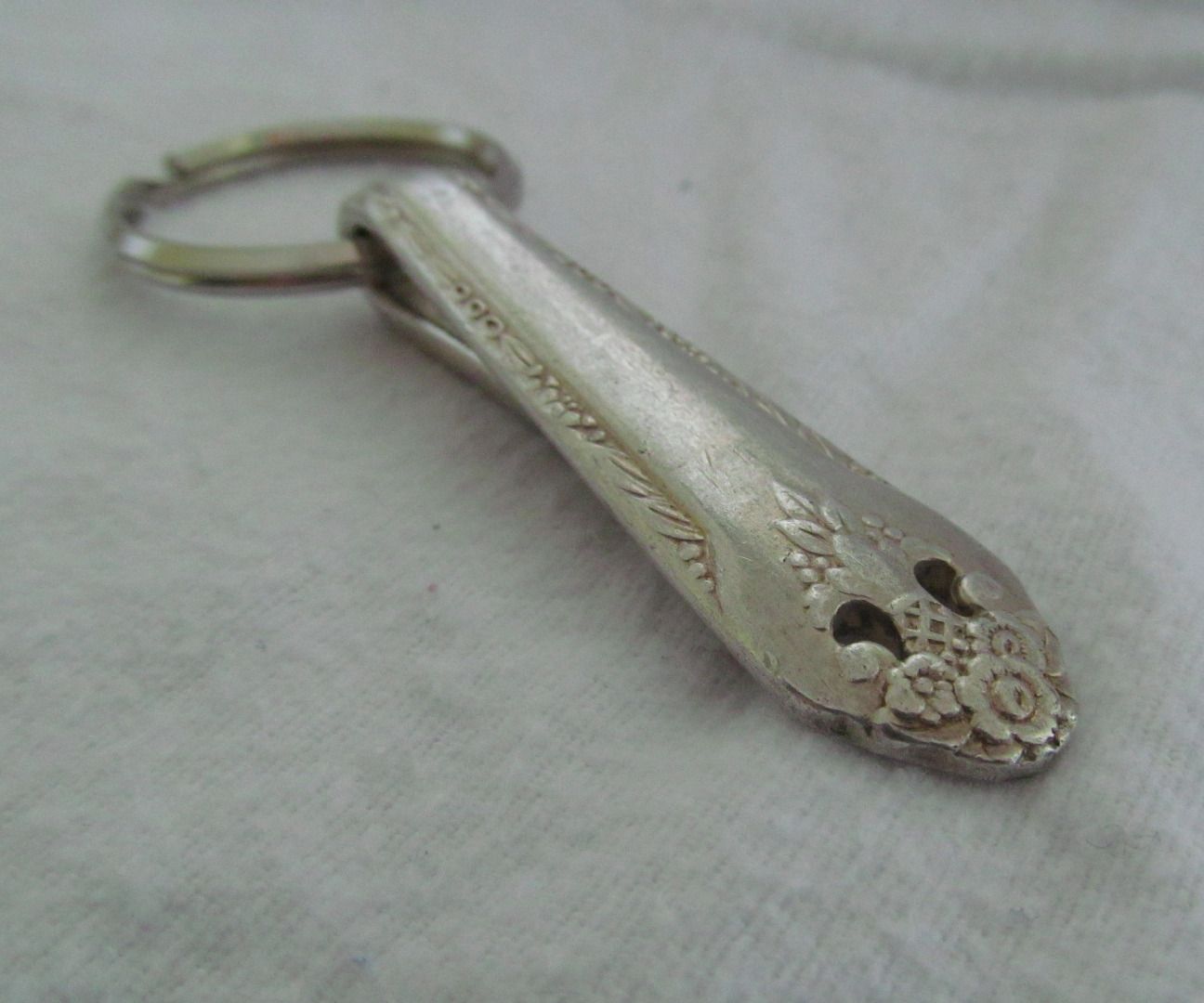 Make Unique Keychains From Silverware : 4 Steps (with Pictures ...