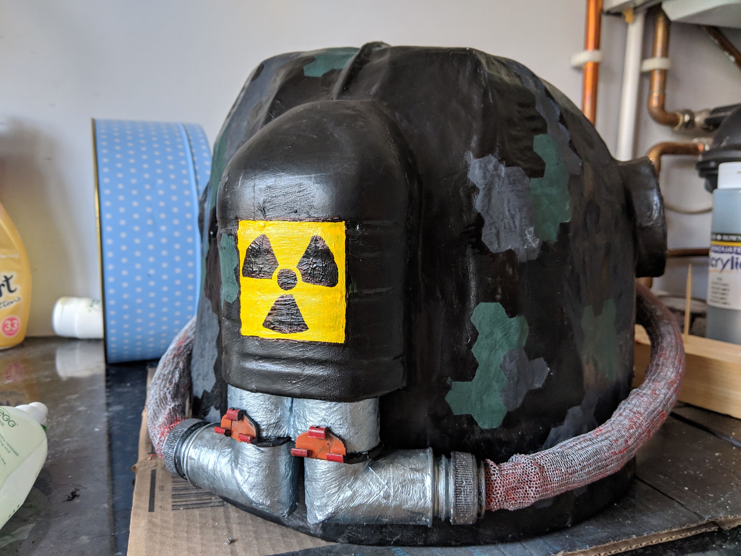 Recycled Power Armour Helmet : 19 Steps - Instructables