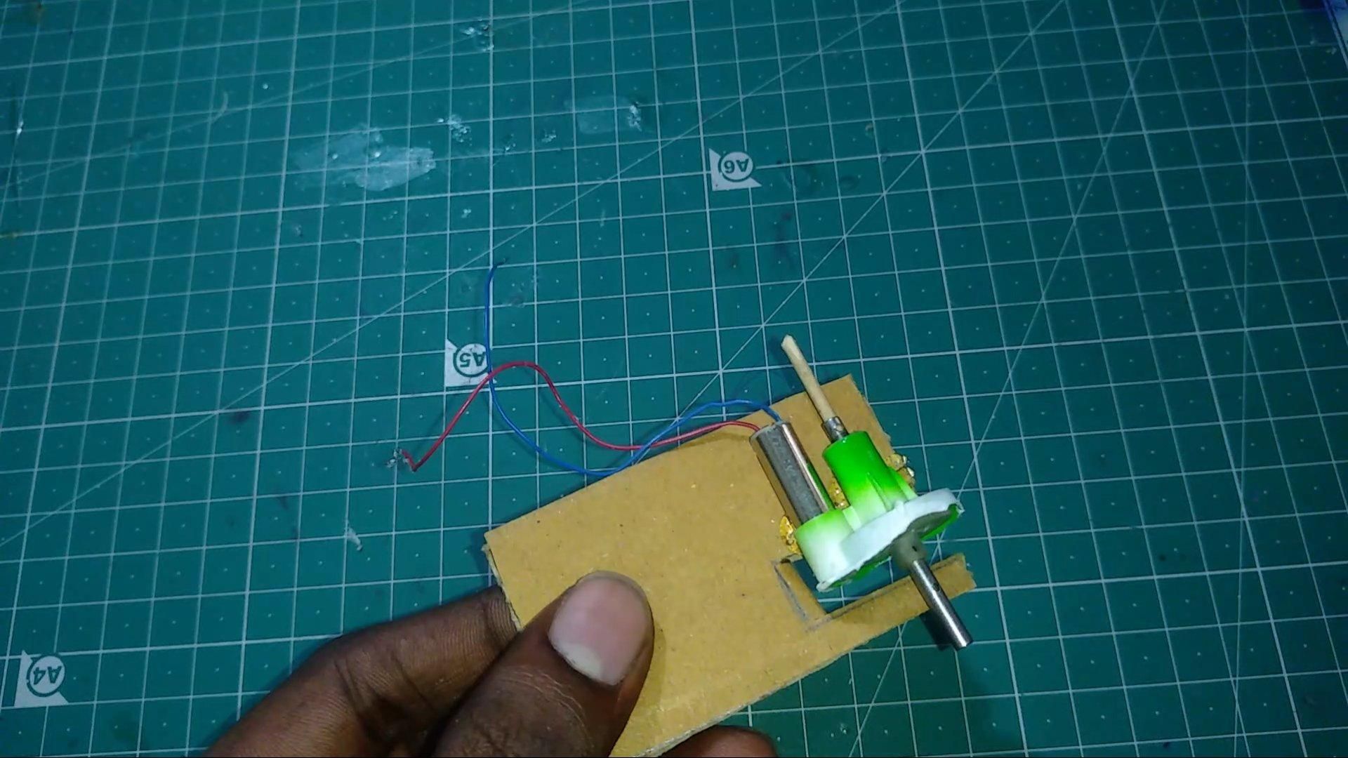 Mini Cardboard Remote Control Car : 5 Steps - Instructables