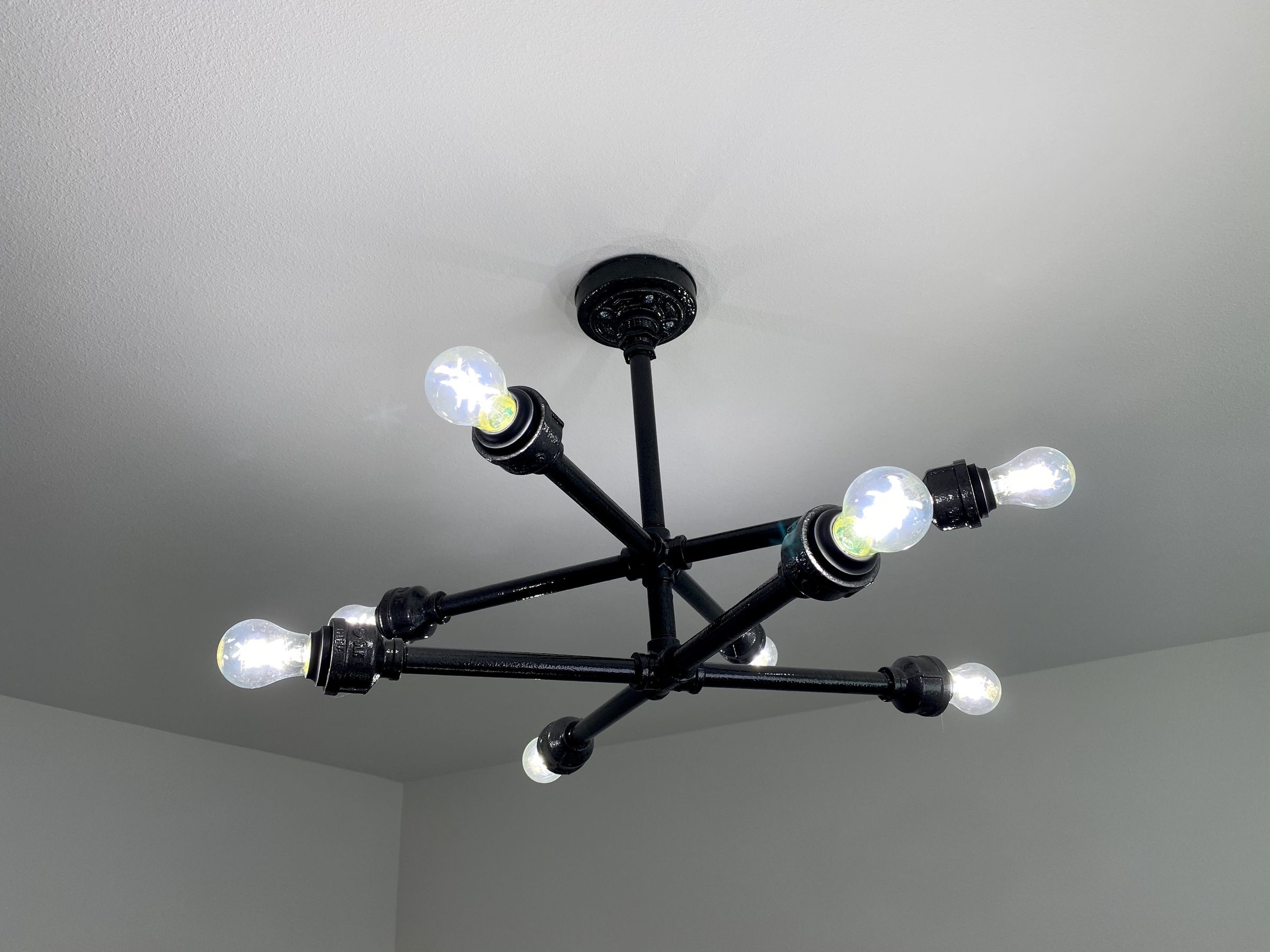 Black Pipe Ceiling Light : 6 Steps (with Pictures) - Instructables