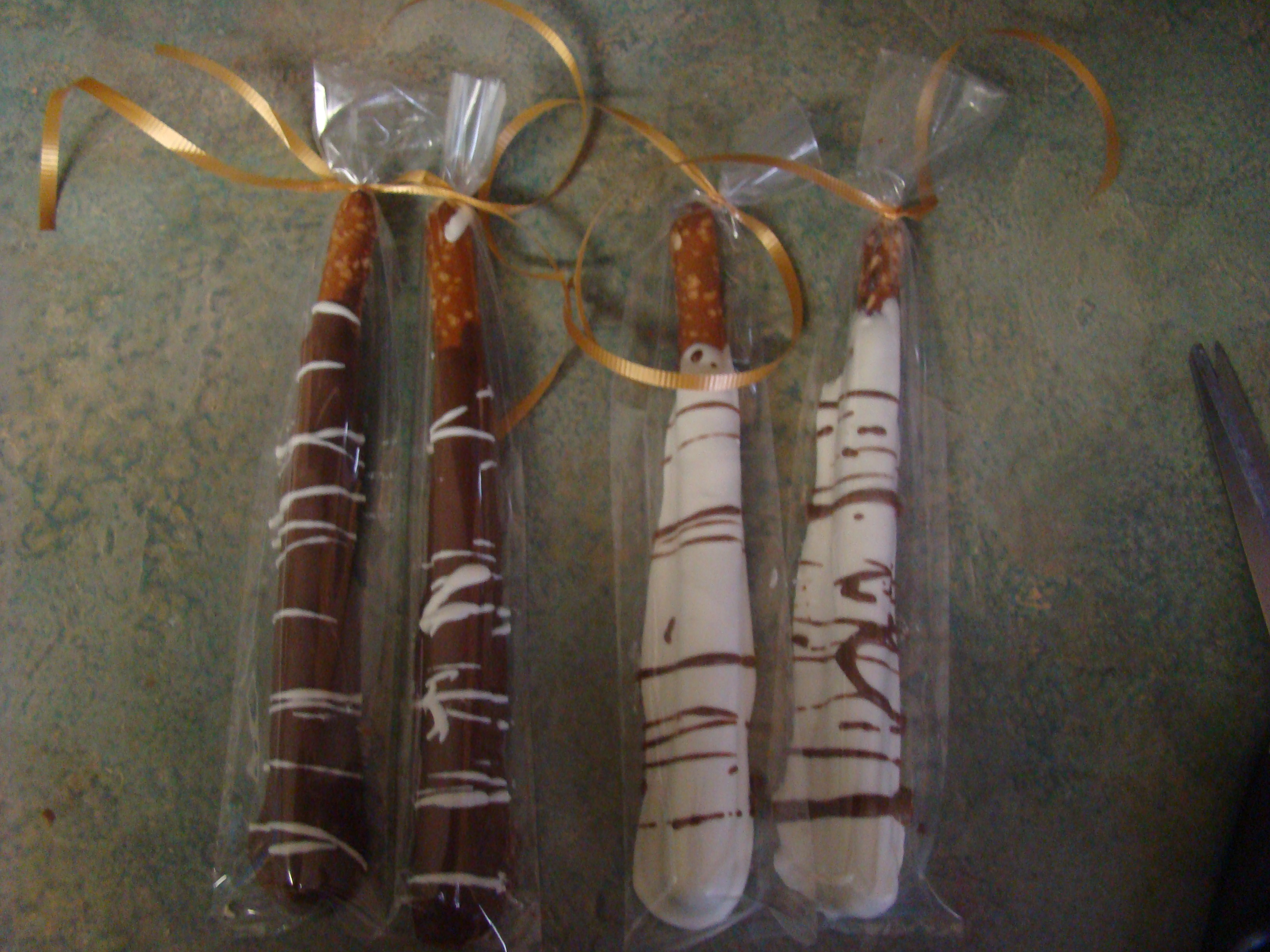 Chocolate Covered Pretzel Rods : 16 Steps (with Pictures) - Instructables