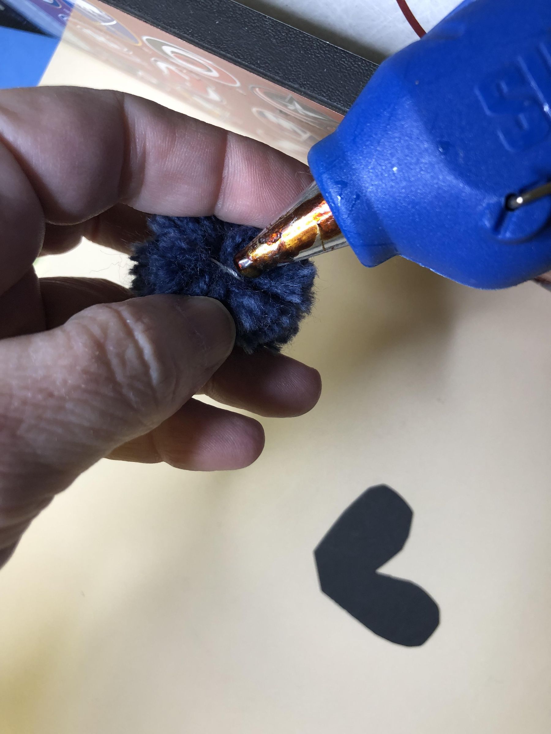 Fluffy Friends Poof Ball : 14 Steps (with Pictures) - Instructables