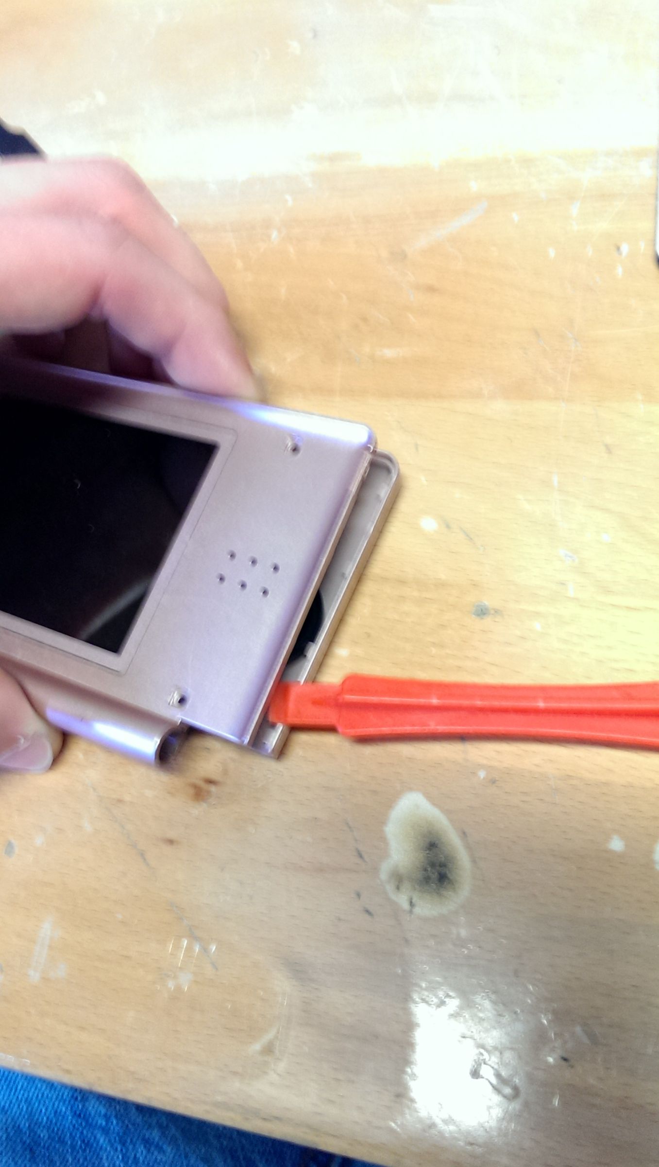How to Fix a Broken Ds Lite : 16 Steps - Instructables