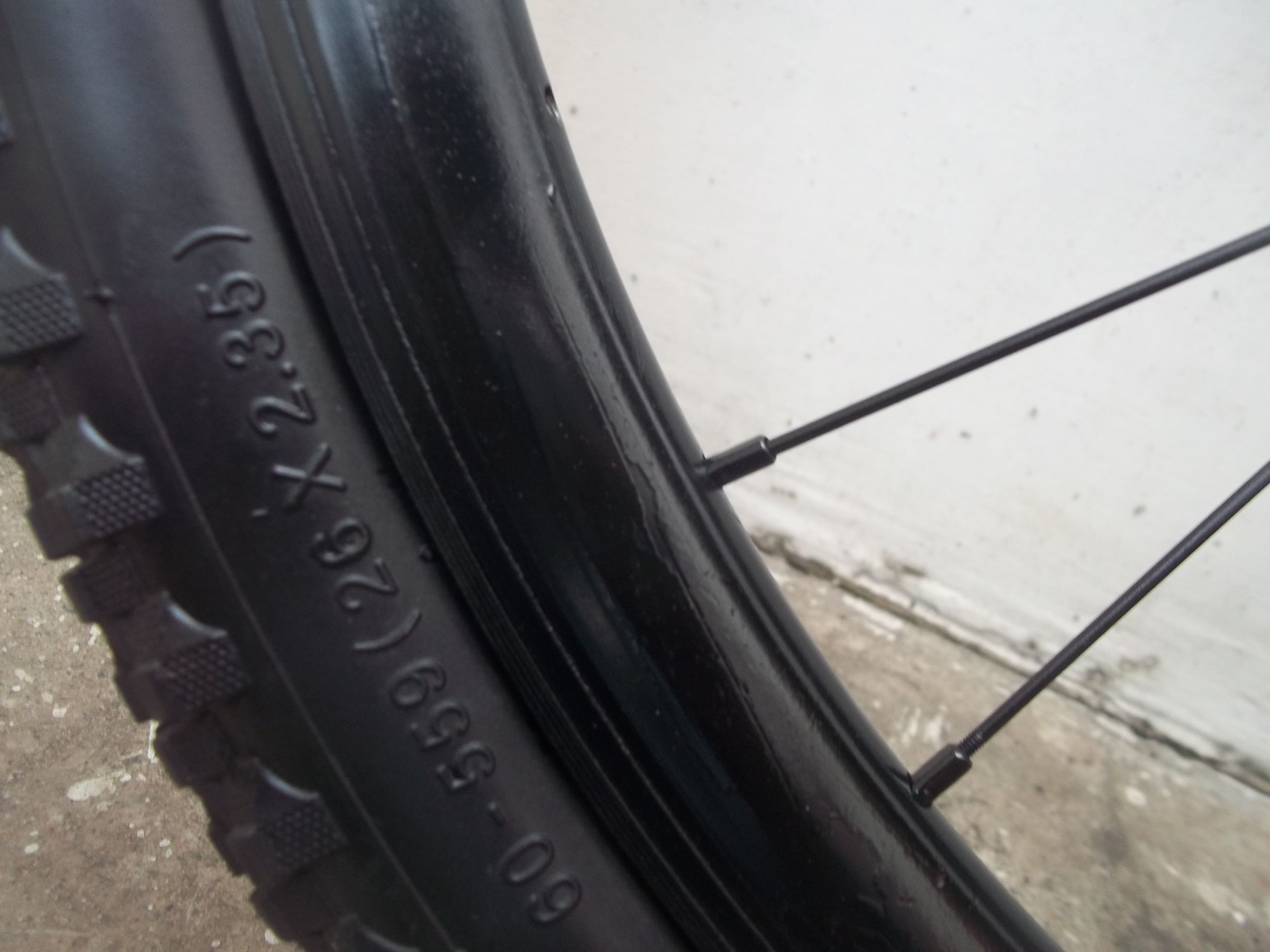 Repainting Old Bicycle Tire : 10 Steps - Instructables