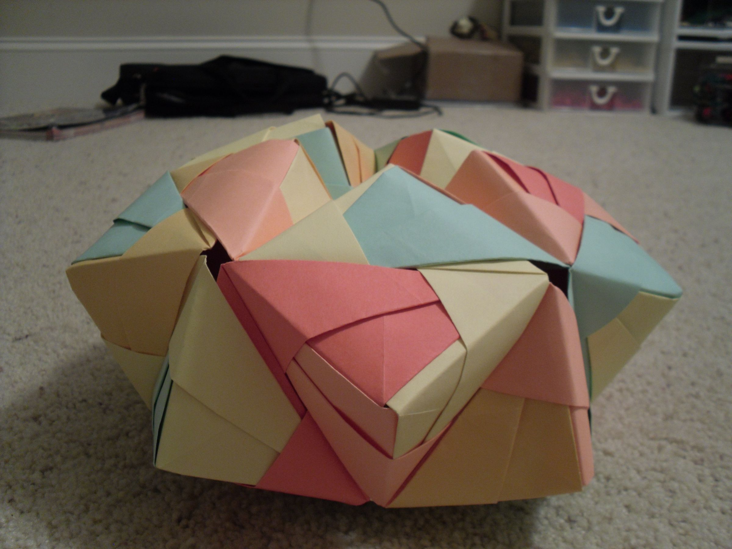 Nice Origami Icosahedron : 5 Steps - Instructables