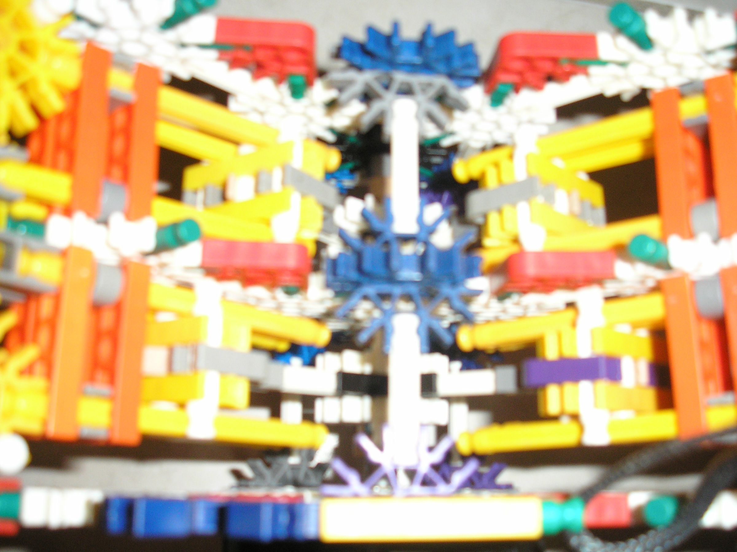 V4 K'nex Engine, Manageable Amount of Pieces - Instructables