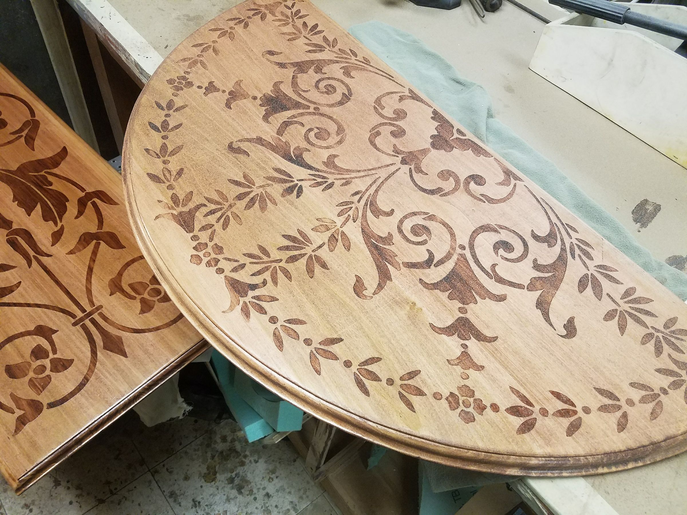 Drop Leaf Table With Faux Inlay : 8 Steps (with Pictures) - Instructables