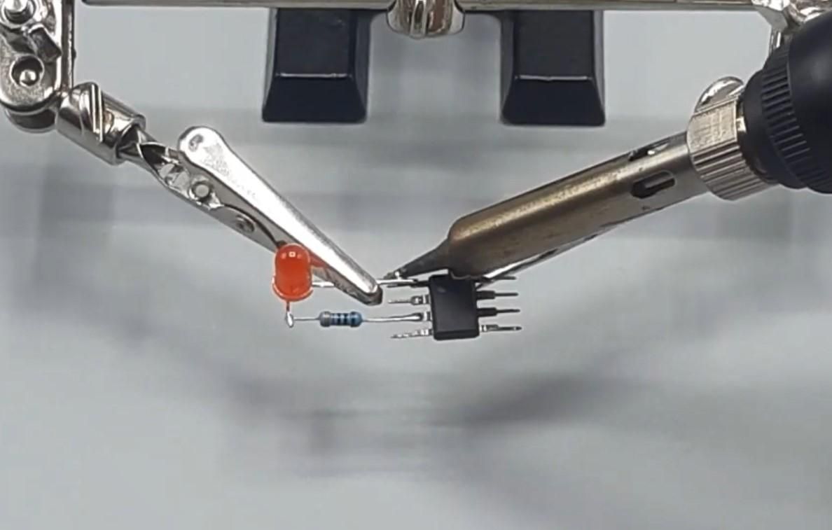 How to Make a Vibration Sensor : 7 Steps (with Pictures) - Instructables