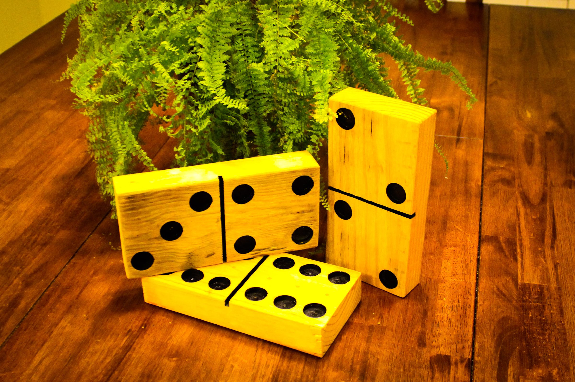 Large Dominoes From Pallets : 17 Steps (with Pictures) - Instructables