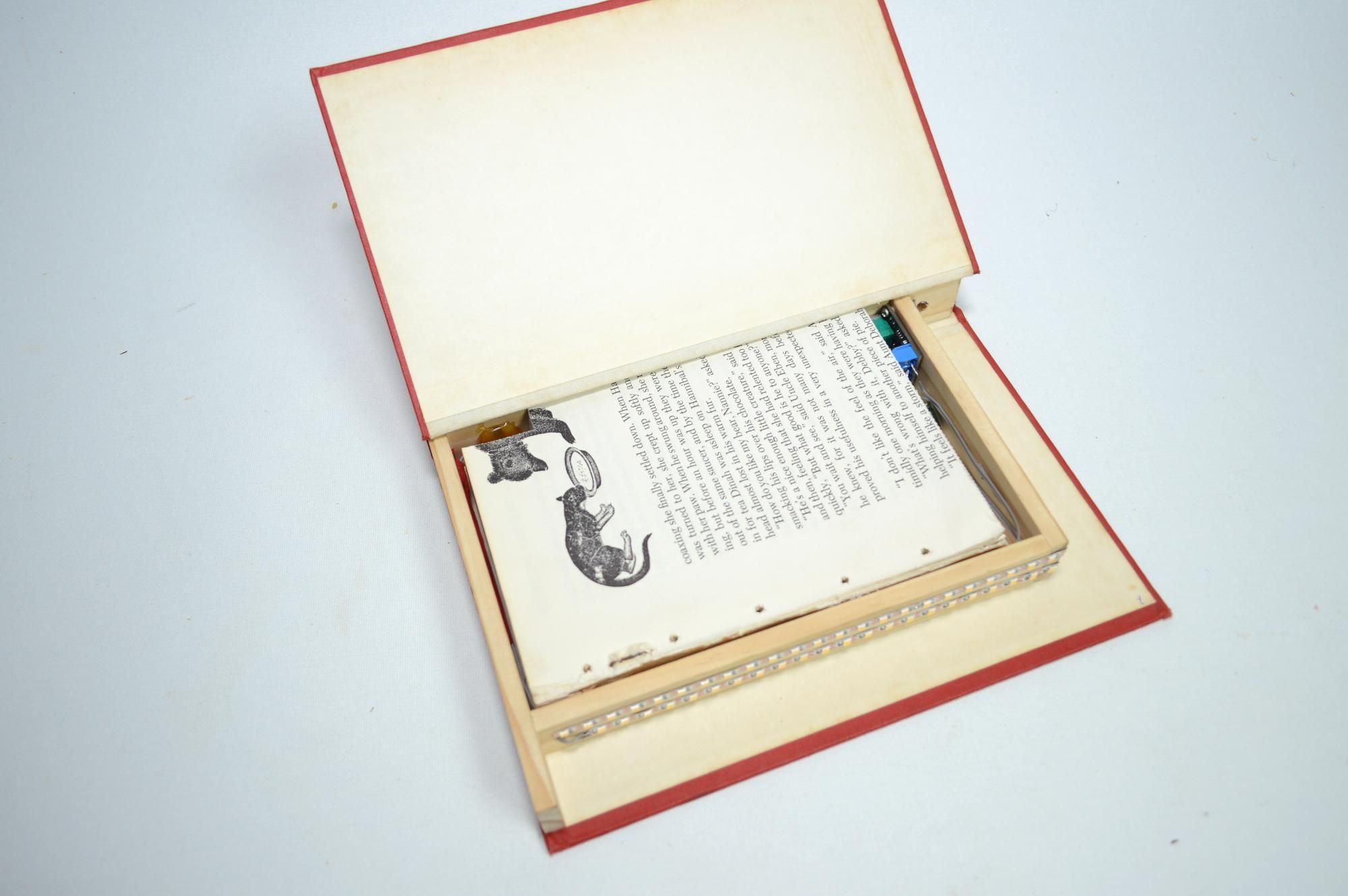 Book Light Inside a Book! : 11 Steps (with Pictures) - Instructables