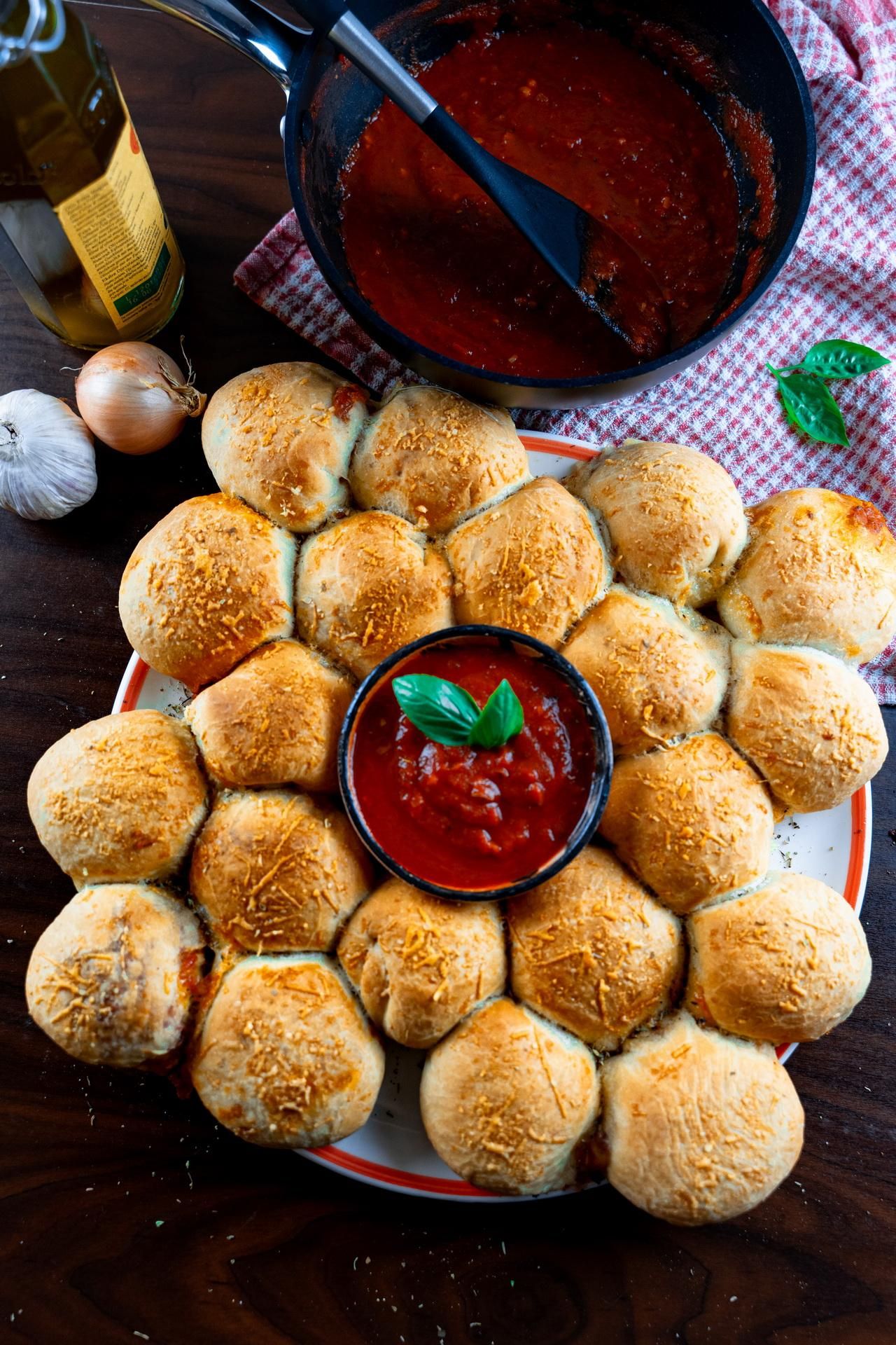 Stuffed Pizza Rolls : 8 Steps (with Pictures) - Instructables