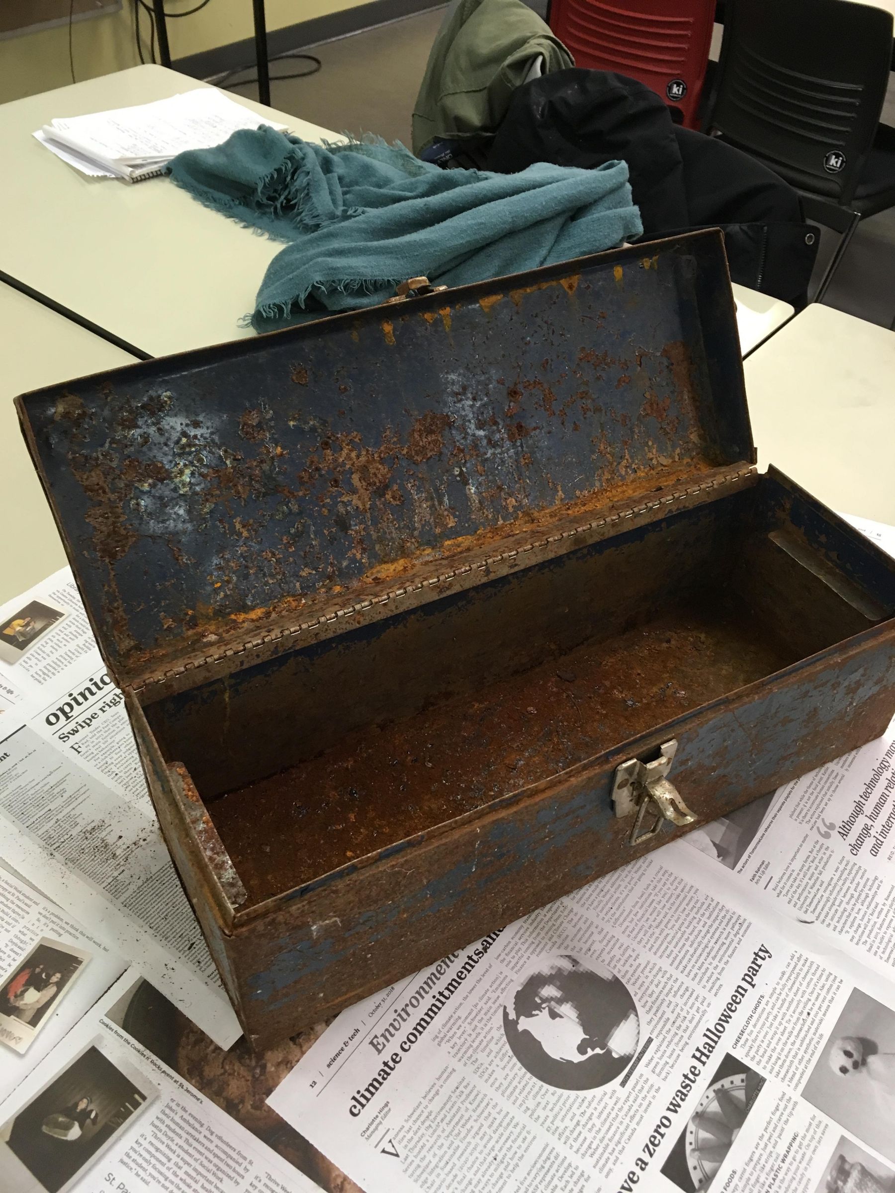 Fixing a Rusted Toolbox : 8 Steps (with Pictures) - Instructables