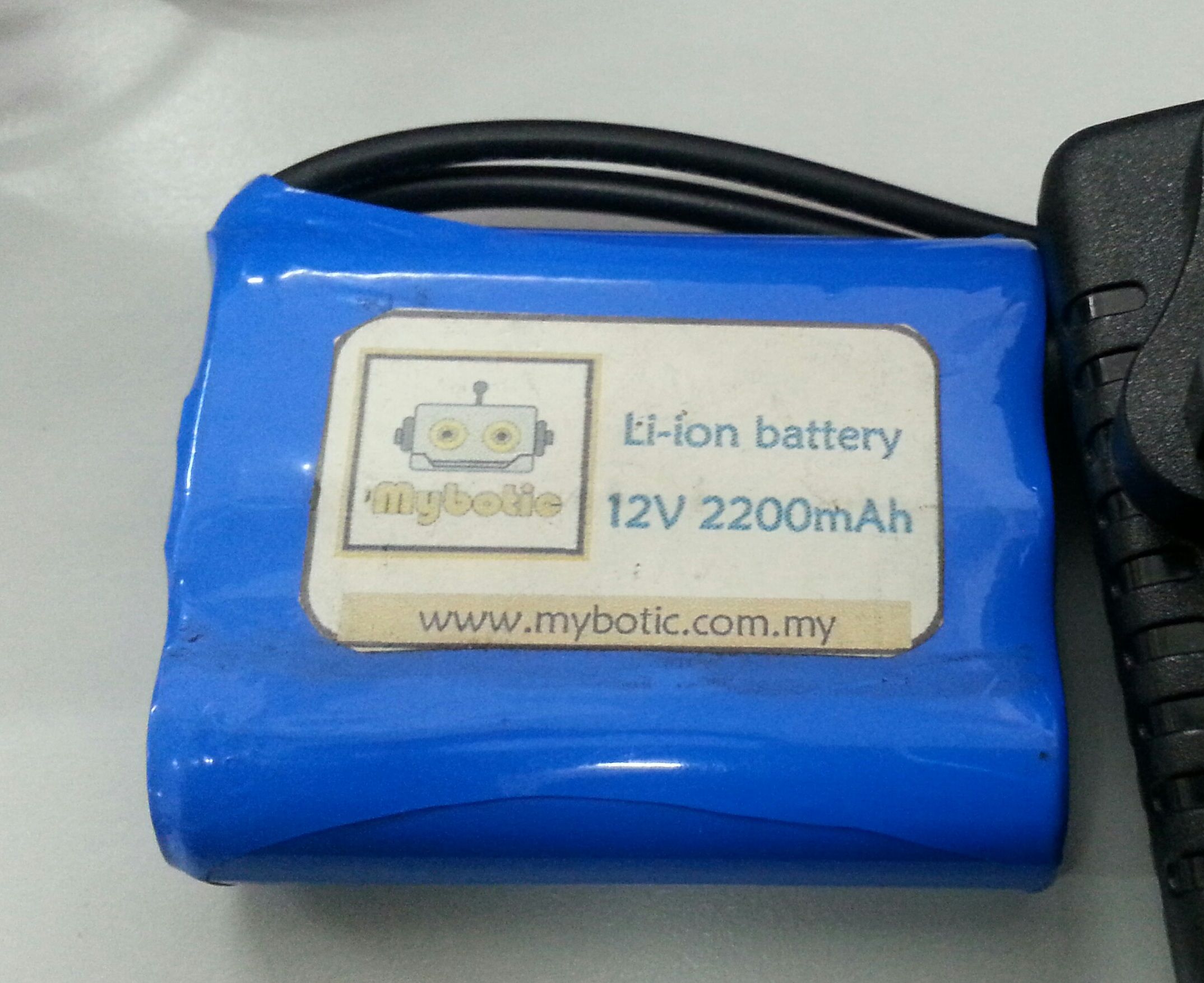 Tutorial for Mini Digital Voltmeter : 6 Steps - Instructables