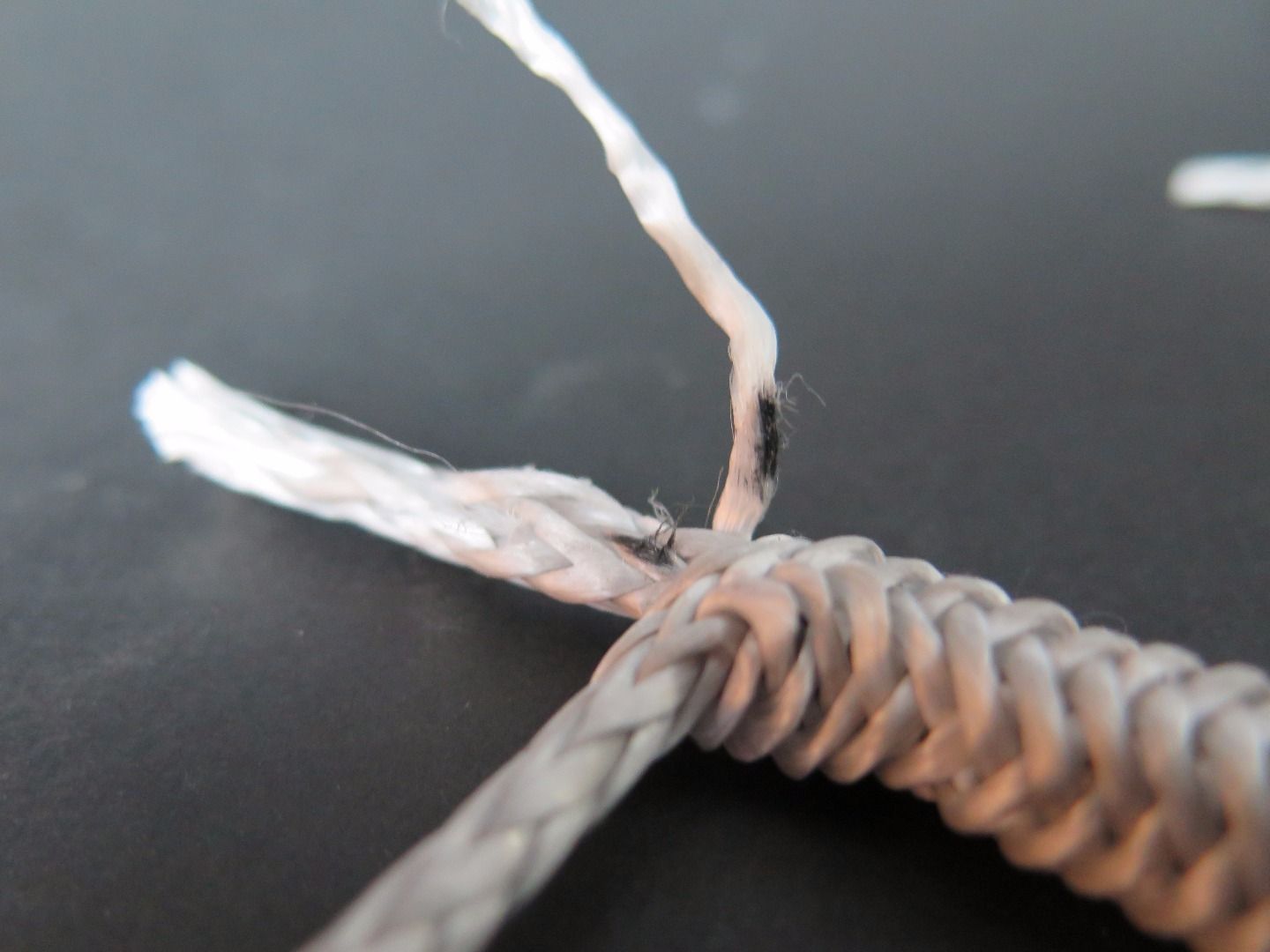 Making Two Equal Length Double Spliced Dyneema Lines : 13 Steps (with ...