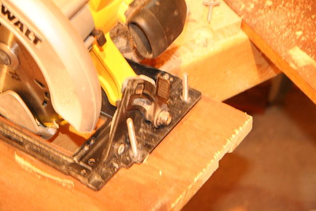 Convert a Hand-held Circular Saw Into a Table Saw : 8 Steps (with ...